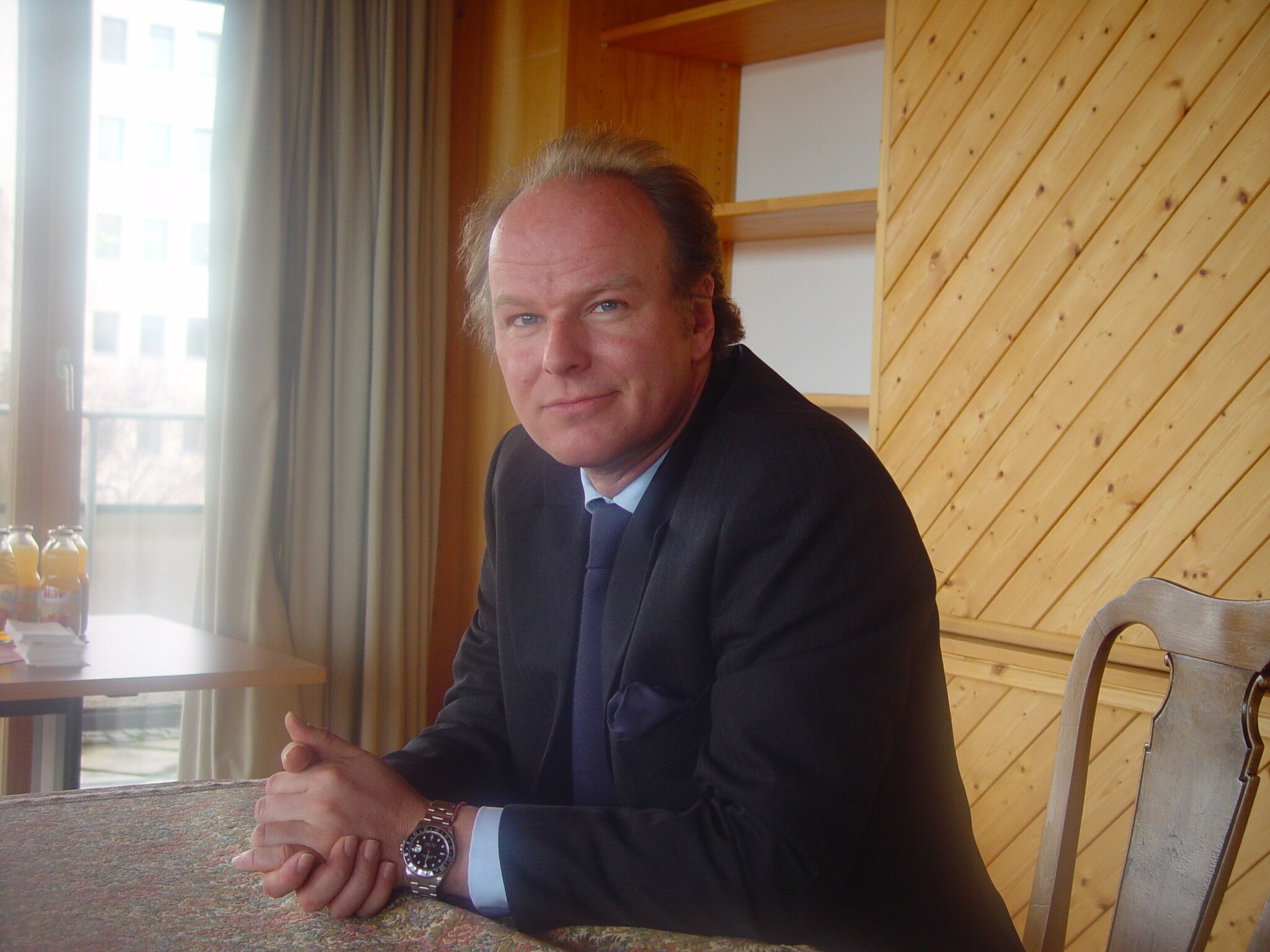 „Wir wollen uns nicht einmischen“ – Interview mit Stefan Hipp ...