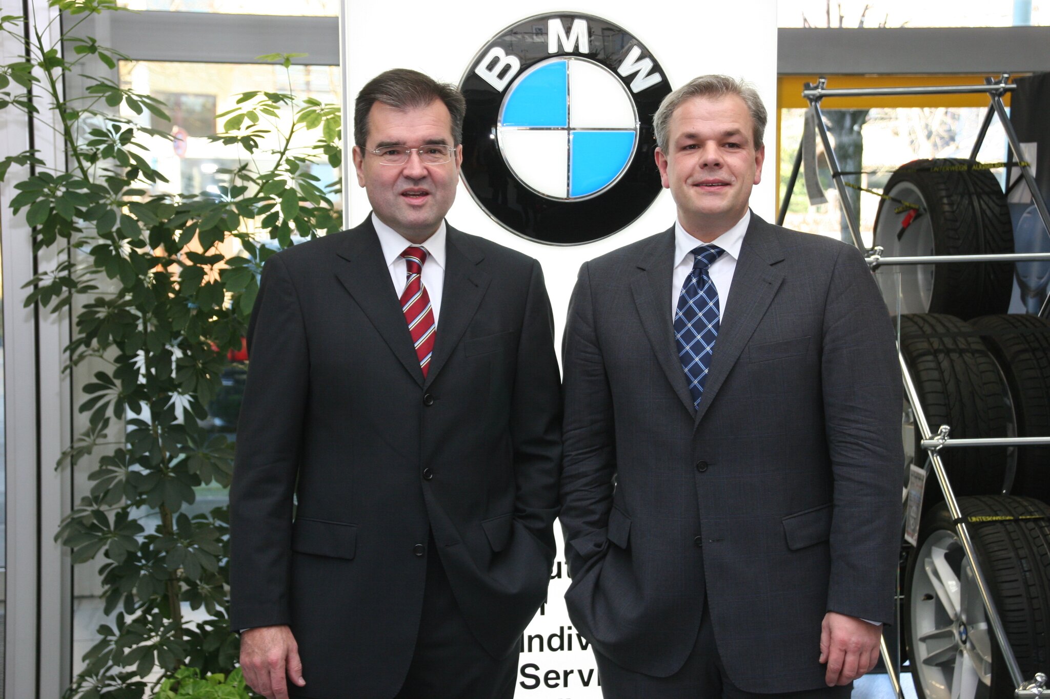Dr. Peter Ulrich wird Geschäftsführer beim Autohaus Augsburg - Augsburg