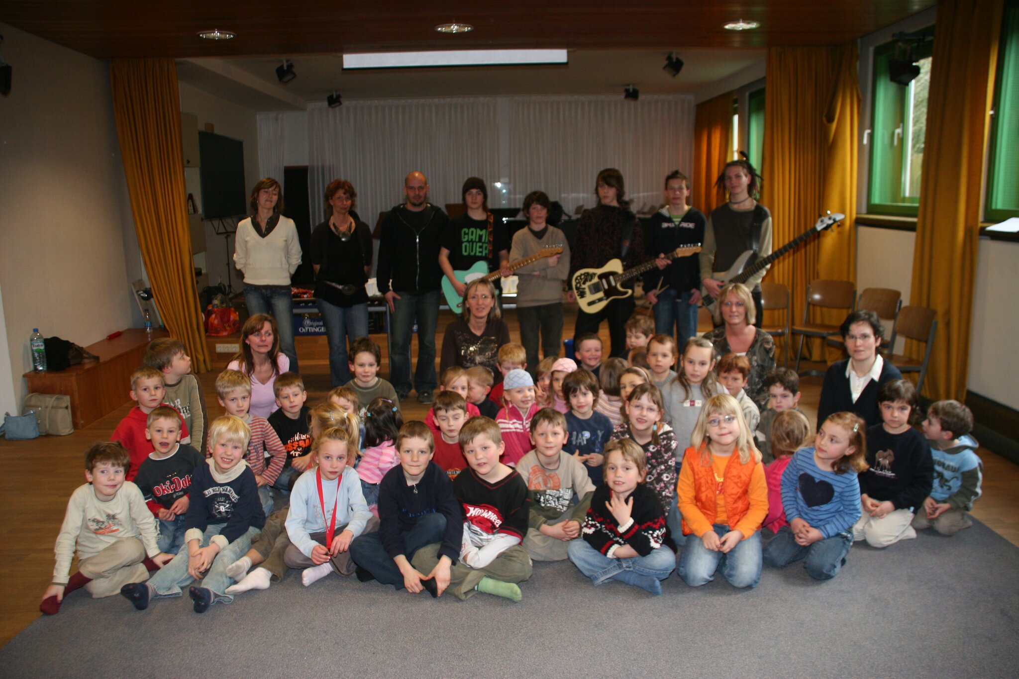 Die "Arche Noah" rockt ! - Königsbrunn