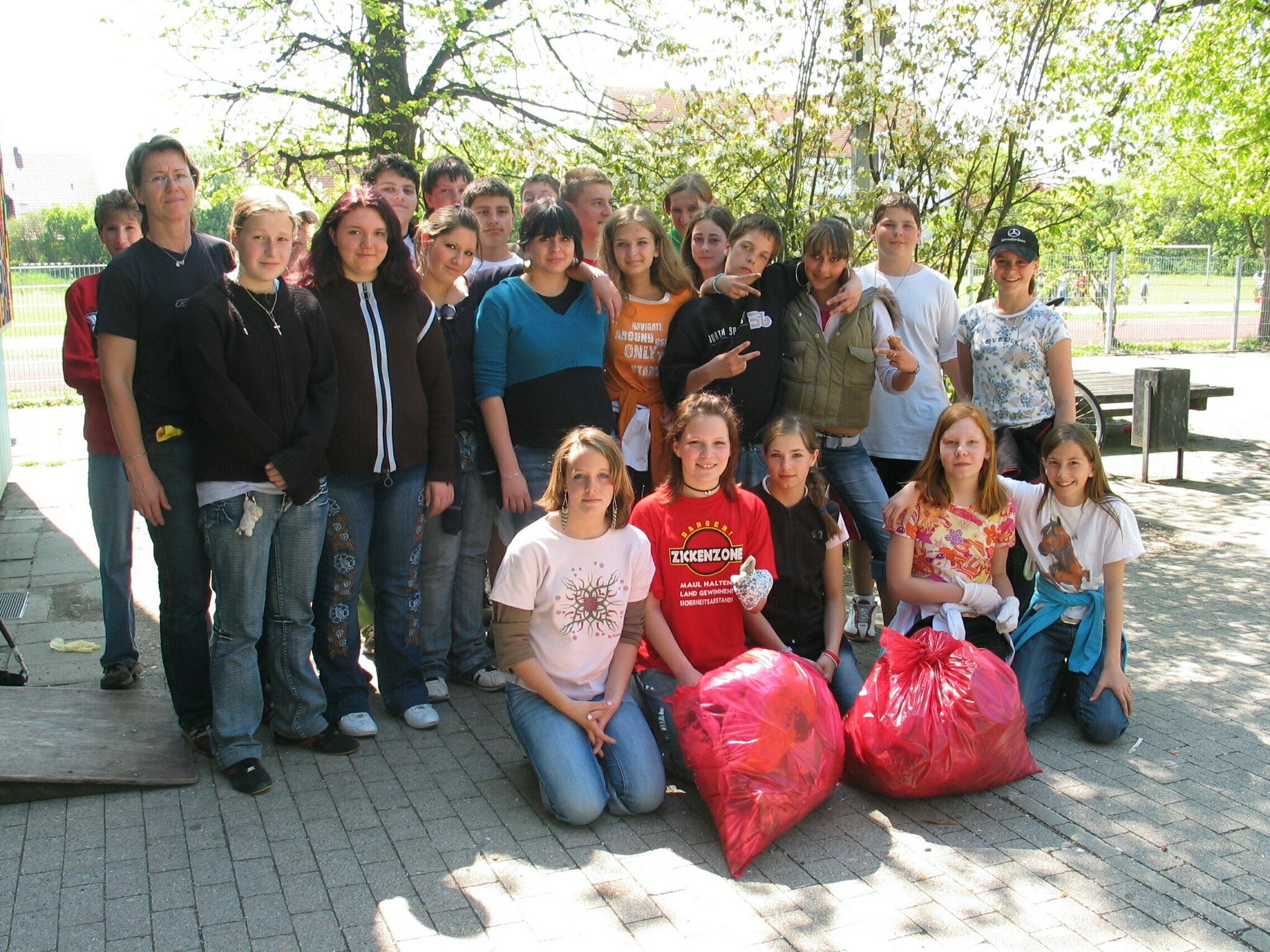 Müllsäuberungsaktion der Klasse 7c der Hauptschule Meitingen - Meitingen