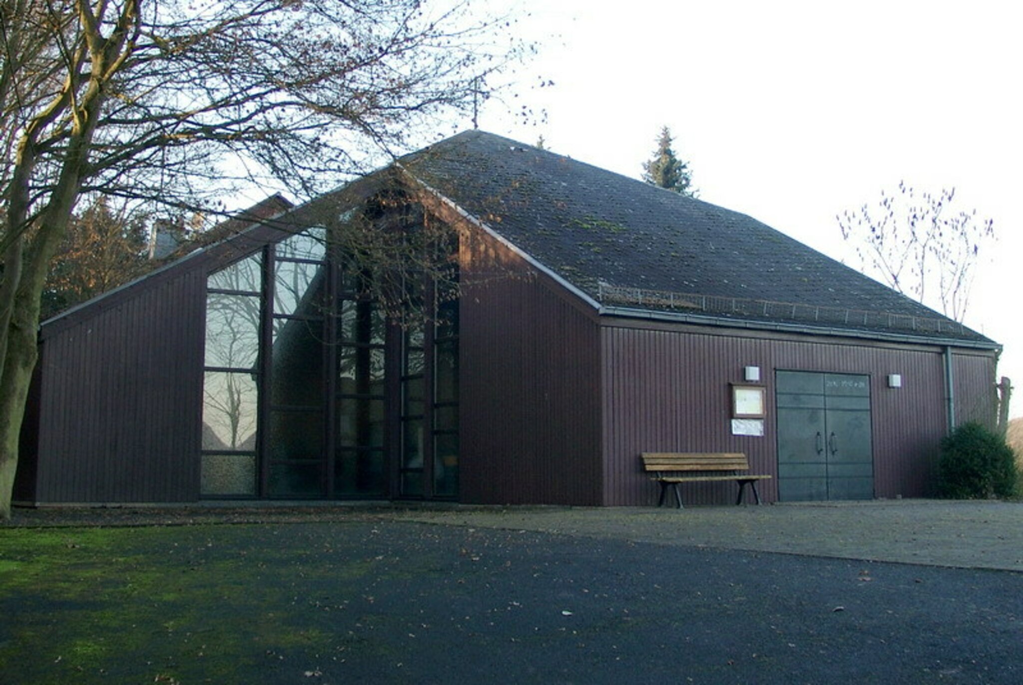 Die katholische Kirche in Wenkbach ist 40 Jahre alt. - Weimar