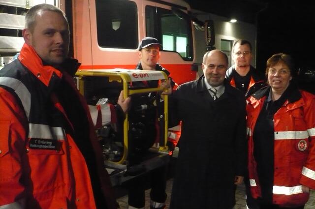 Eon Avacon hilft Johannitern zu helfen! - Neuer Stromerzeuger ...