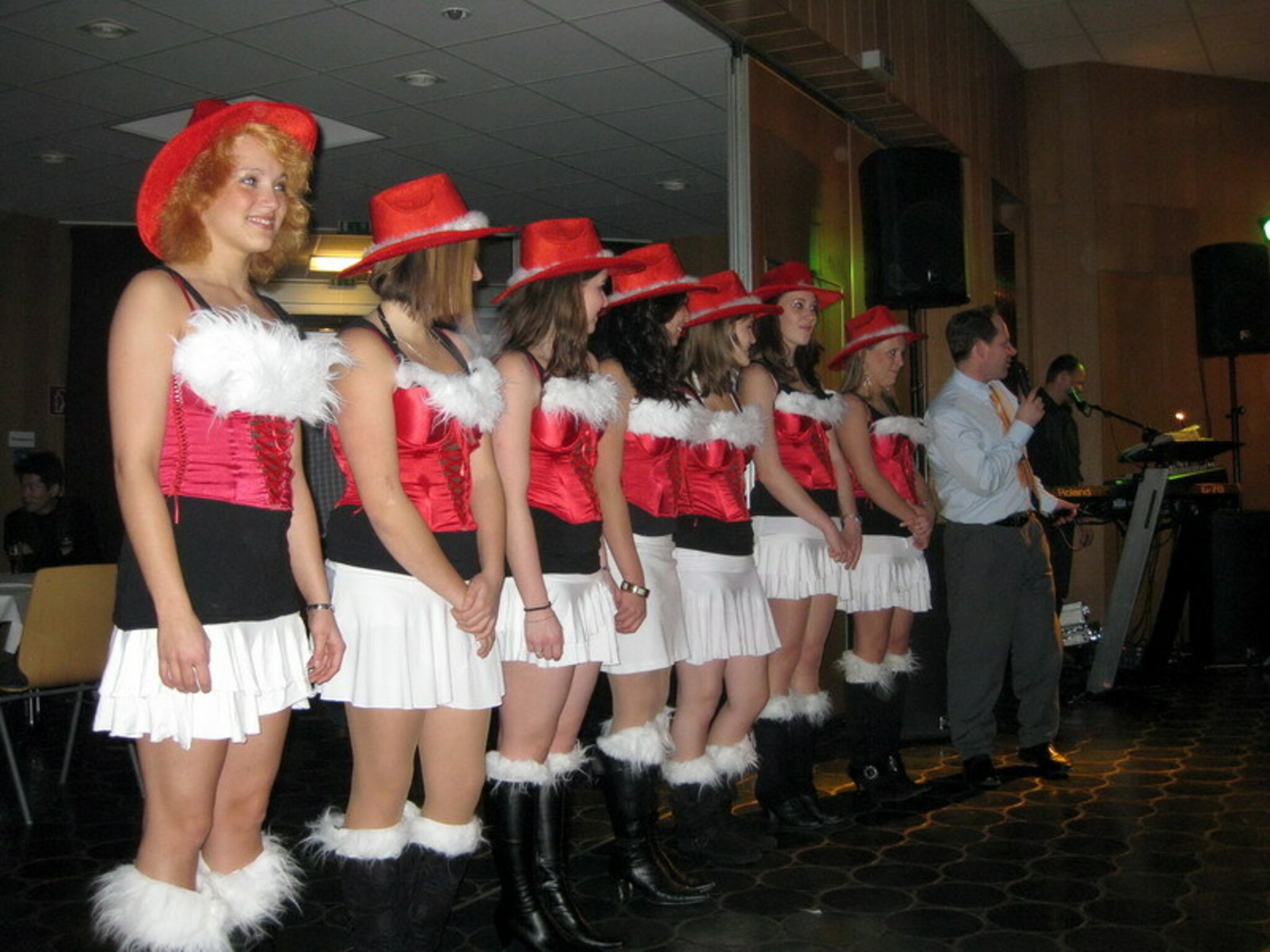 Dance & Fun Wenkbach e.V. - Weihnachtsfeier der Firma YKK - Weimar