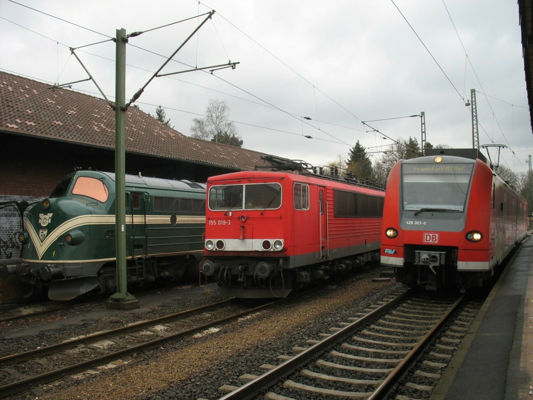 Voller Bahnhof in Stadtallendorf - Stadtallendorf