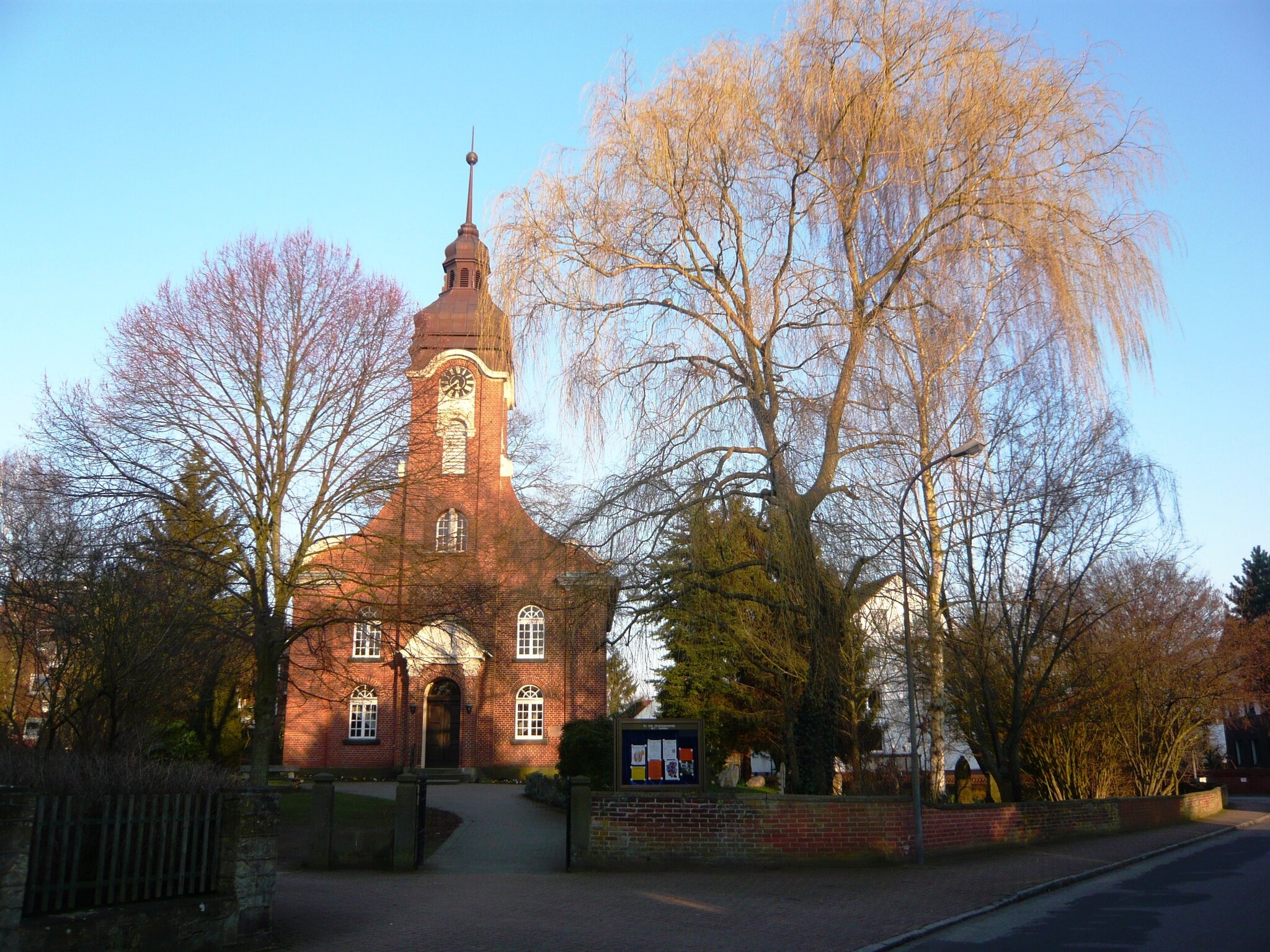 Dorfkirche und Stadtteil mit Charme - Garbsen