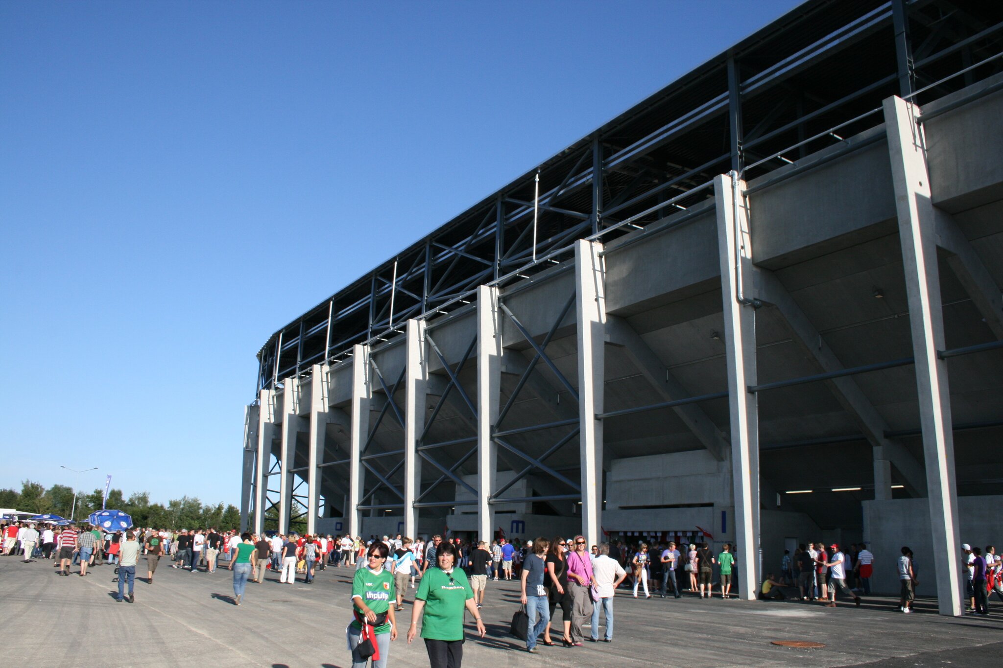 Eröffnung der Impuls Arena Oder: Baustellenparty in Gögginen - Königsbrunn