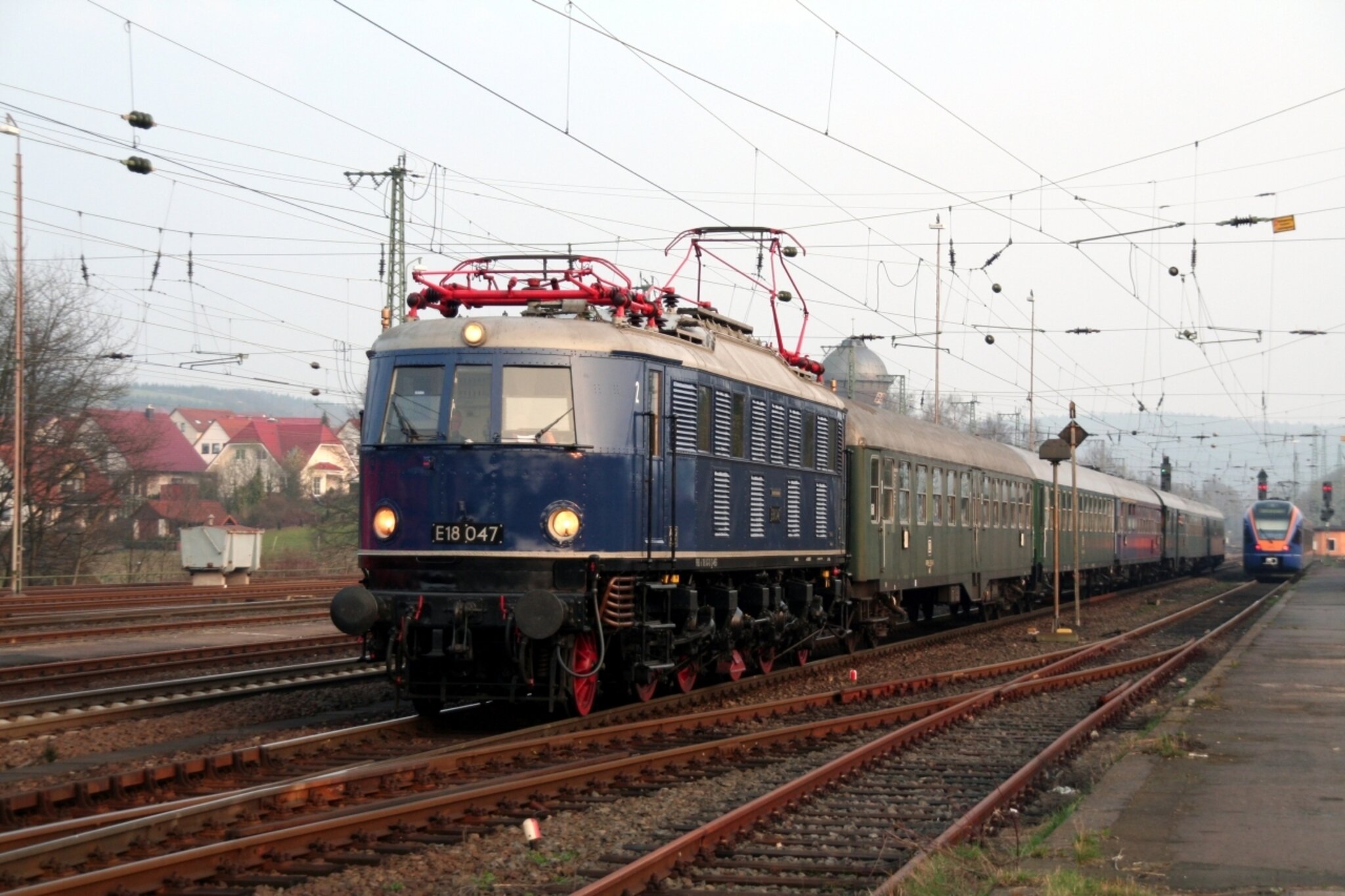 Mit historischer E lok und 3 Dampfloks nach Meiningen - Wennigsen