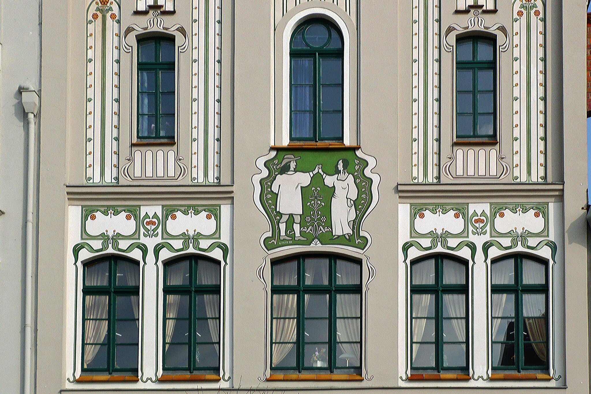 Jugendstilmotive am Restaurant "Seestern" - Wismar