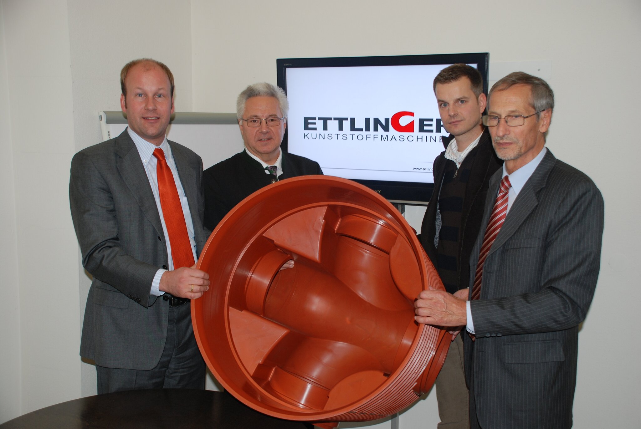 Vom Ein-Mann-Betrieb zum Weltmarktführer - Landrat Martin Sailer zu ...