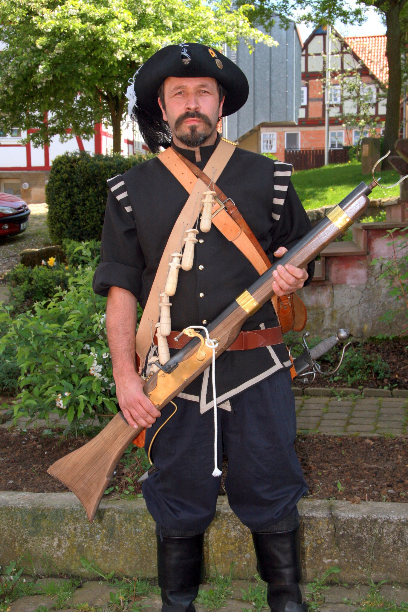 Landsknechte, Musketiere und andere - was macht man Pfingsten in Landau ...