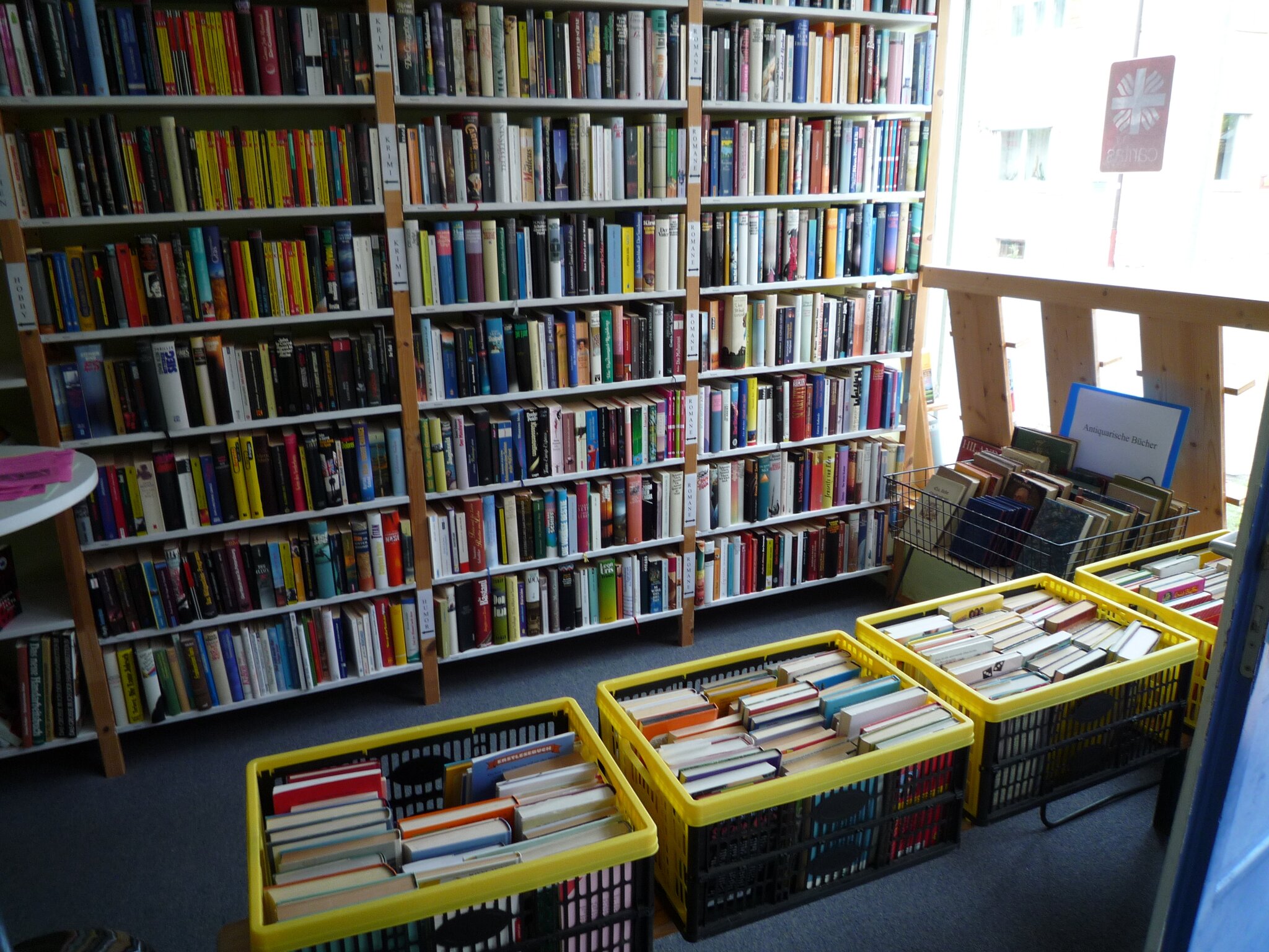 Wohin mit den vielen Büchern? In den Gebrauchtbuchladen in ...