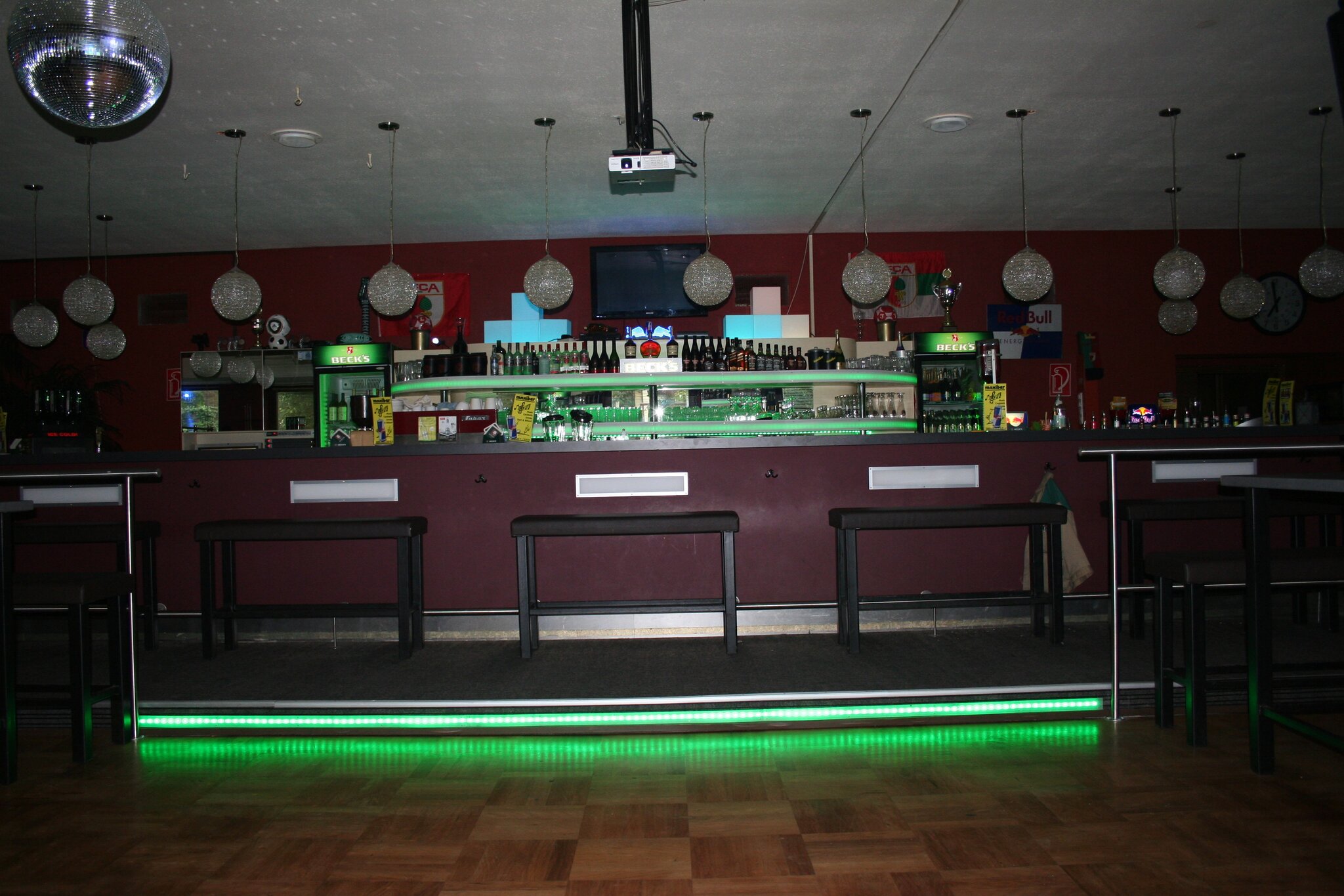 Maxi Bar: neue Cocktail-Oase - Augsburg