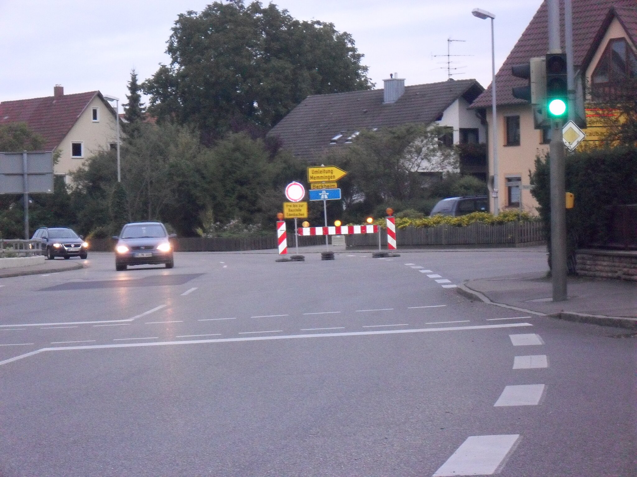 Verkehr der B 312 wird zwischen Erlenmoos und Berkheim umgeleitet ...