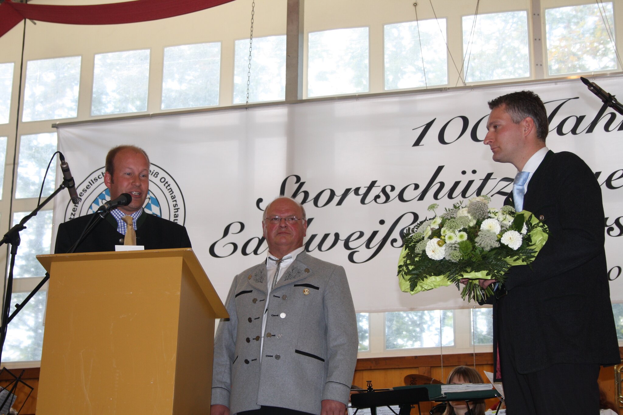 Ehrenzeichen für Rainer Schmid - Neusäß