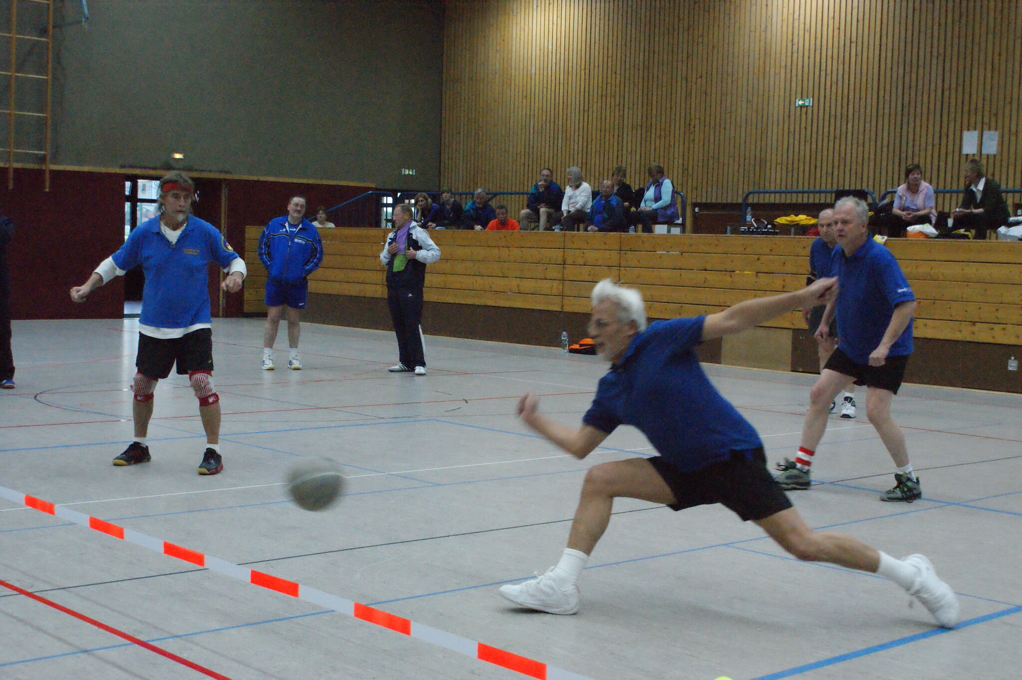 Prellball - der Sport, die Regeln und Turniere 2010 - Augsburg