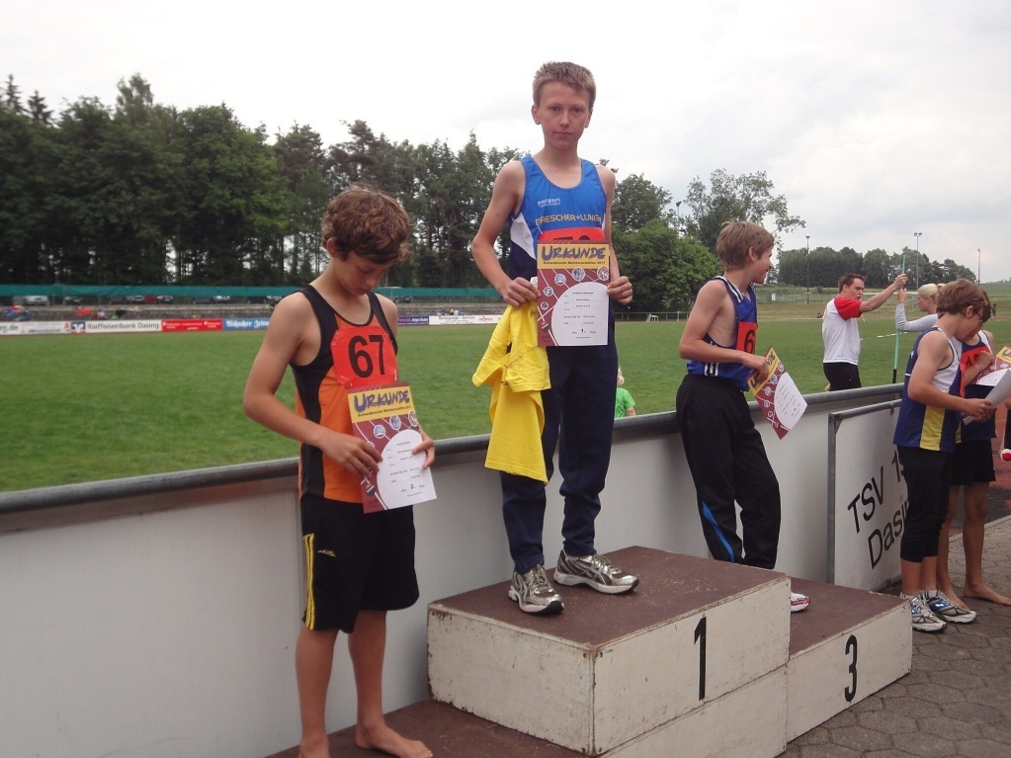 Thaddäus Weißhaar wird Schwäbischer Meister über 1000 Meter - Friedberg