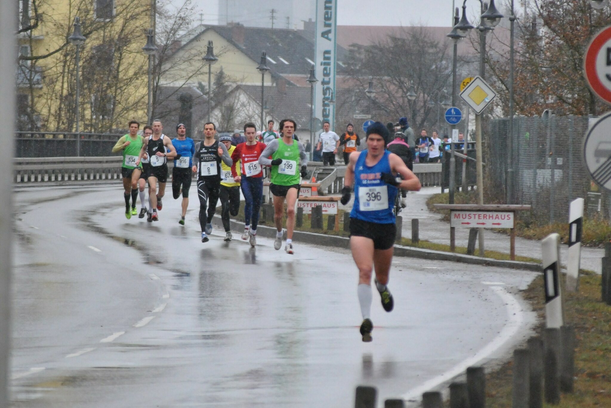 Silvesterlauf mit Schneetreiben - Gersthofen