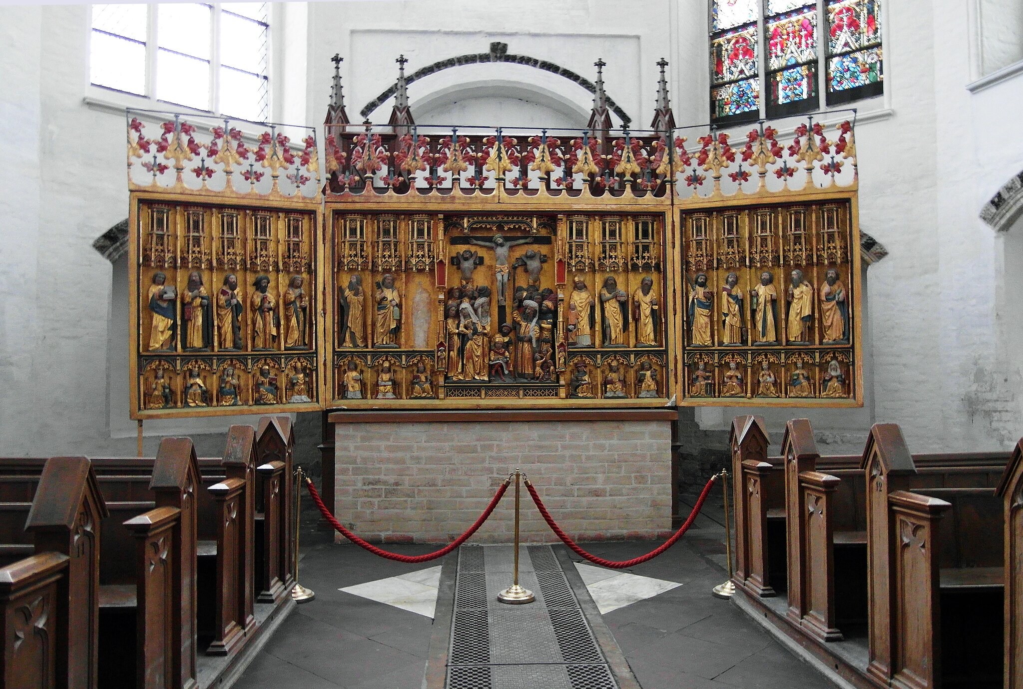 Kunstwerke verschiedener Zeitepochen in St. Marien - Rostock