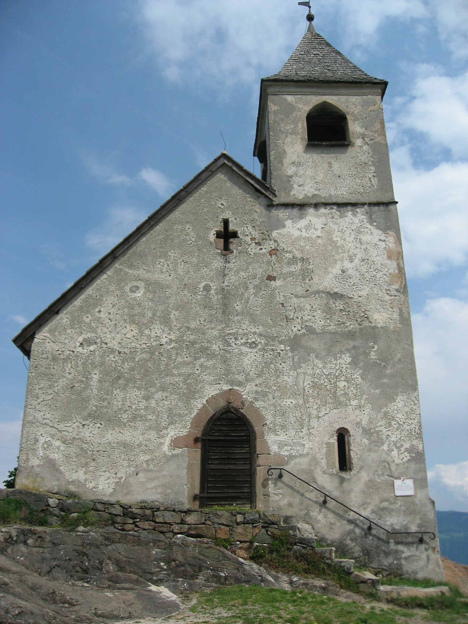 Der Stein bei der Kirche St. Hippolyth erzählt...... - Schongau