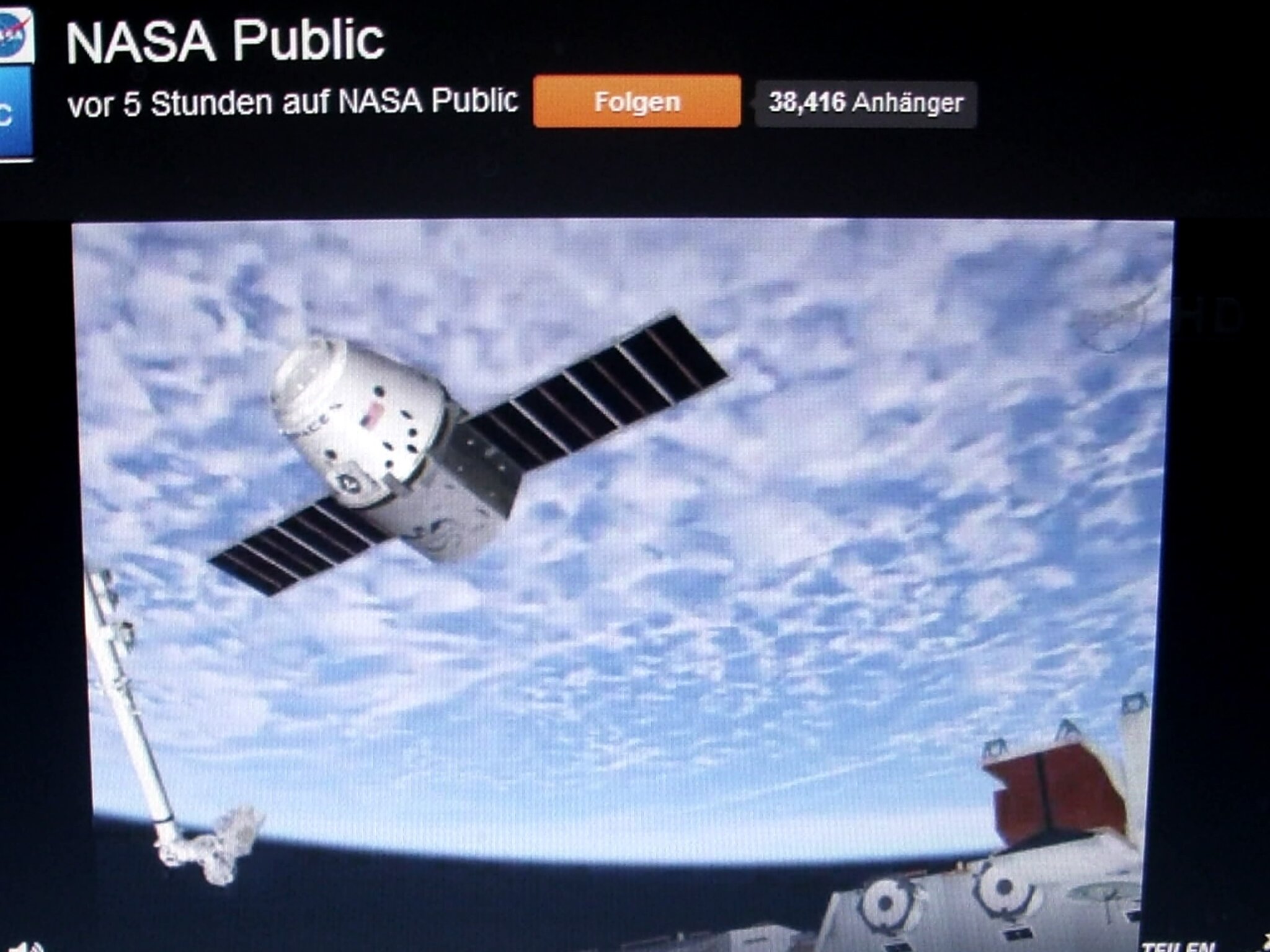 "Dragon" von SpaceX erreicht die "ISS", . . . die Internationale ...