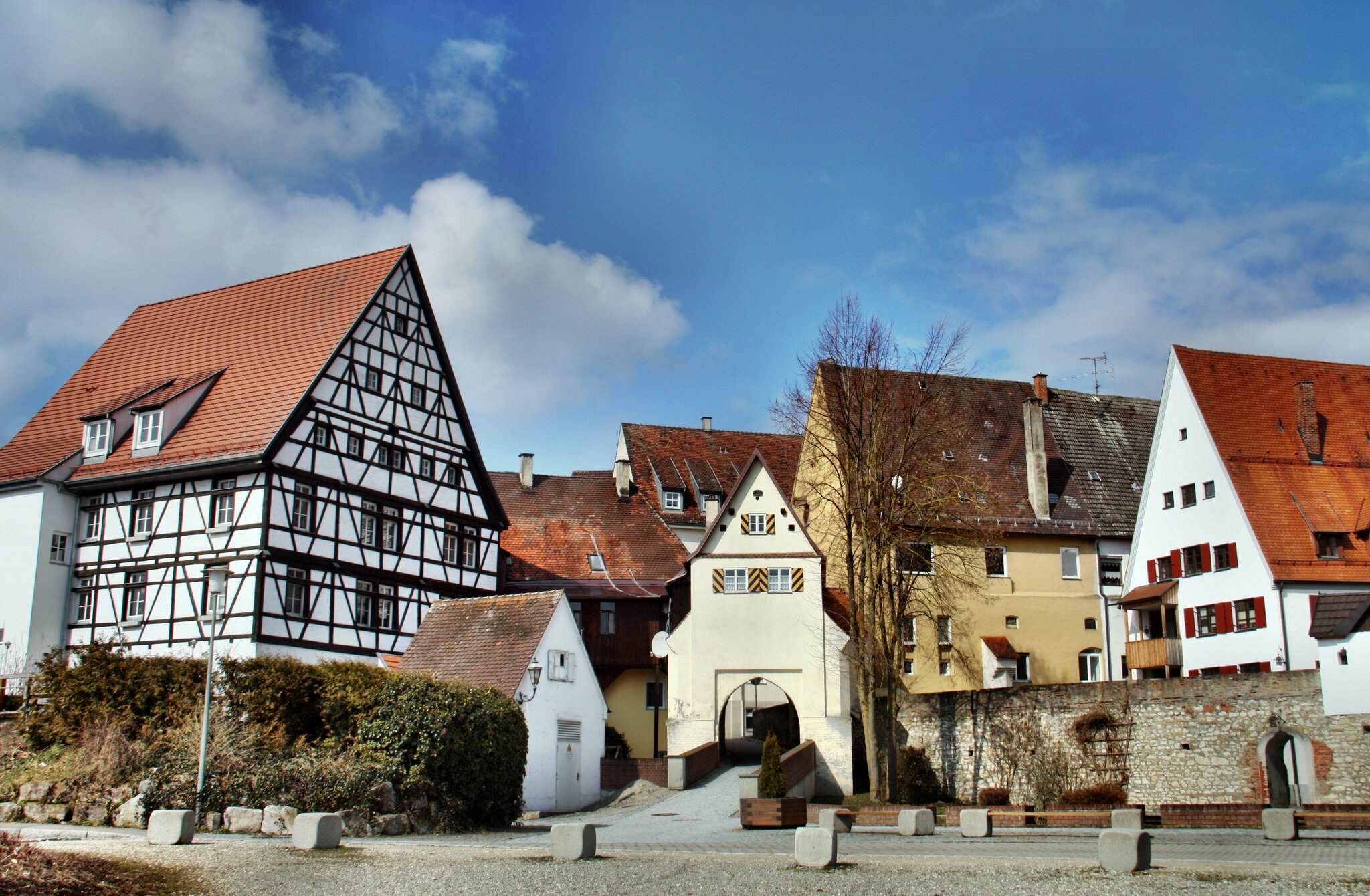 "Lauingen erleben" Segre Promenade- alte Stadtmauer- Seebühne ...