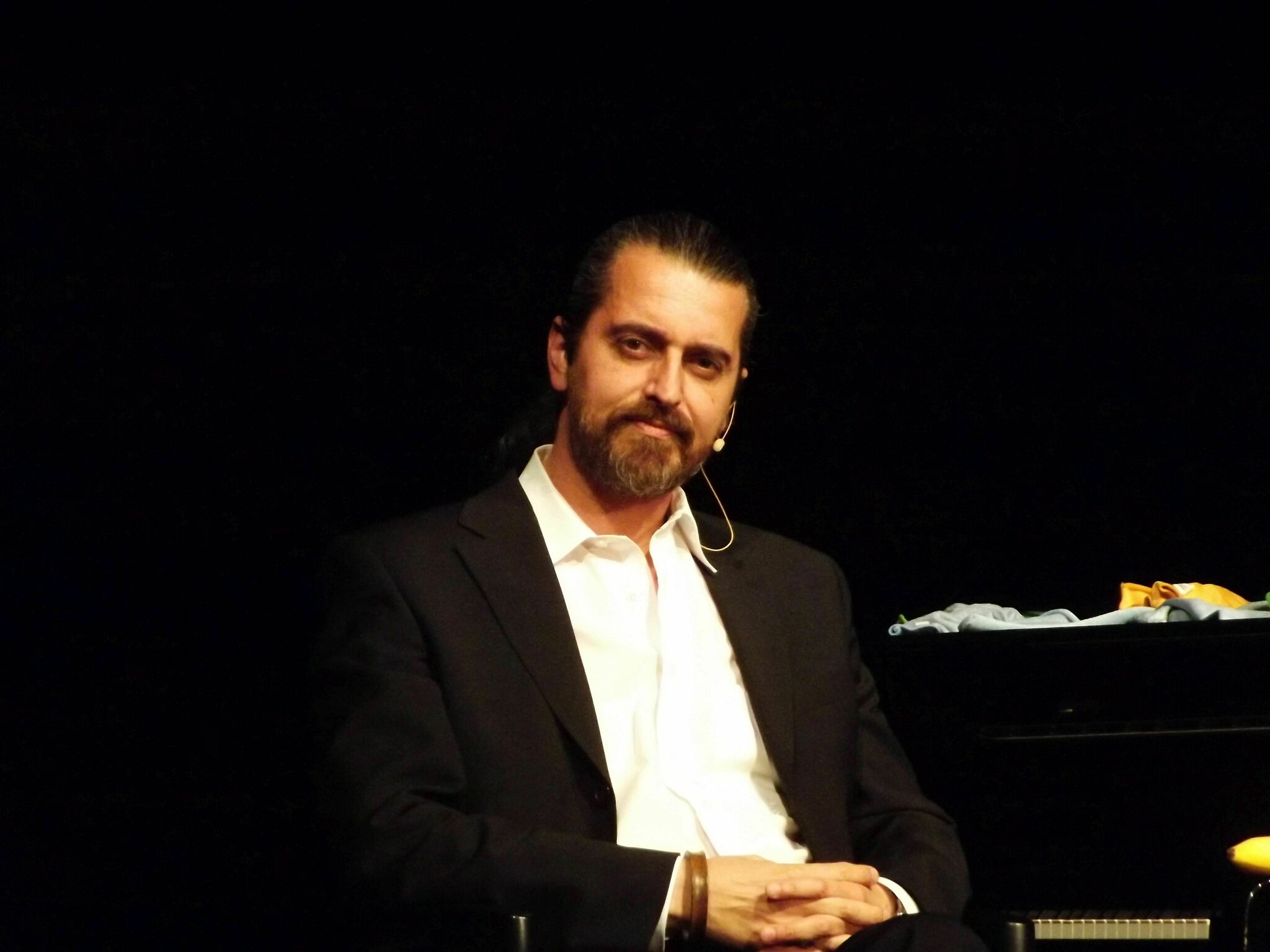 "Was ist in Deutschland los"- Hagen Rether begeistert in der Stadthalle ...