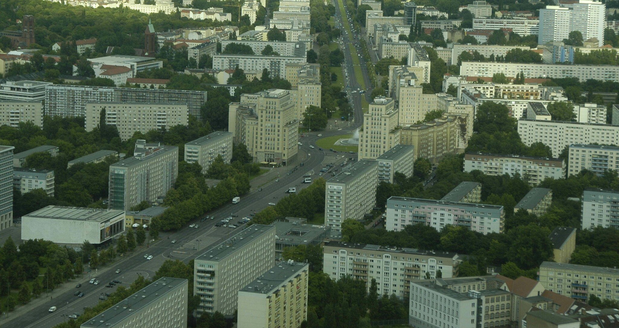 Berlins Osten - Plattenbauten bestimmen das Bild - Berlin