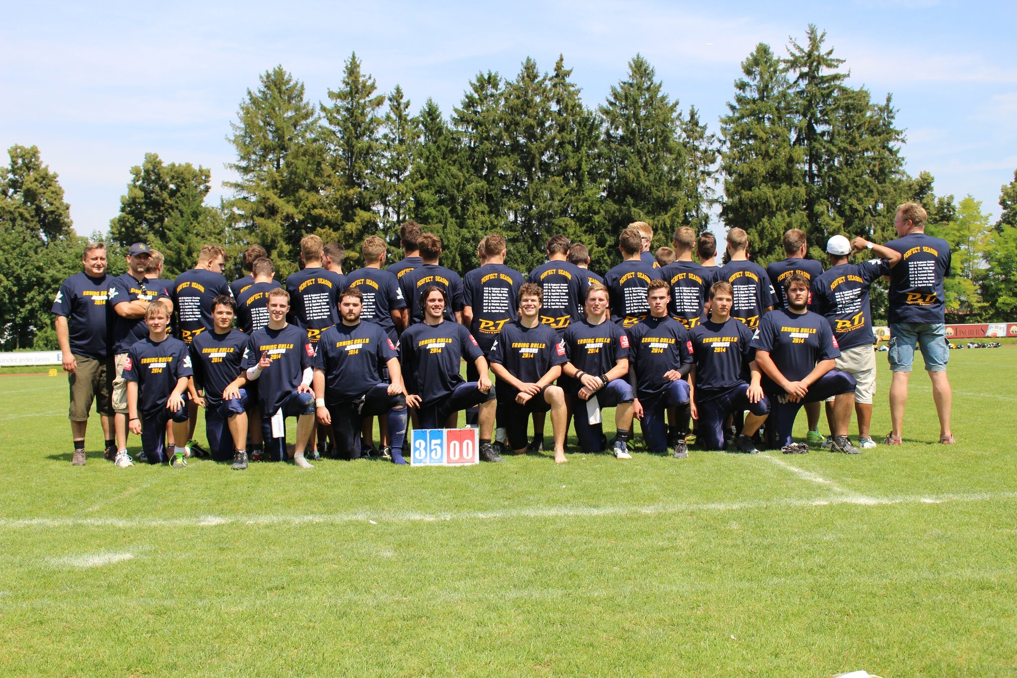 Junior Bulls spielen eine Perfect Season - Erding