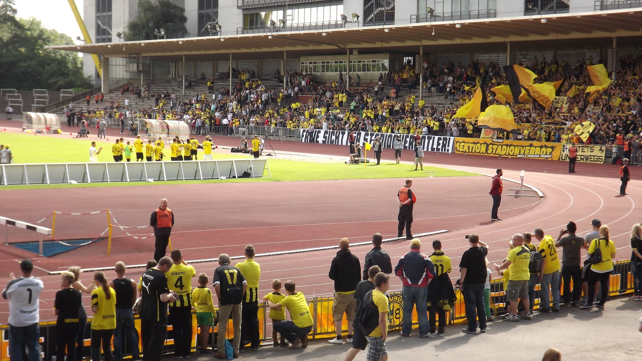 Das Stadion - " Rote Erde " - in Dortmund - Dortmund