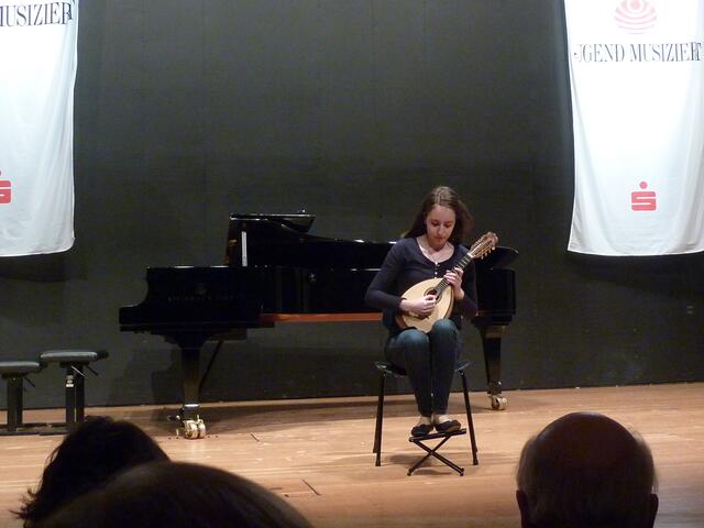 Laura Engelmann erhält hervorragenden ersten Preis - Hannover-Zoo