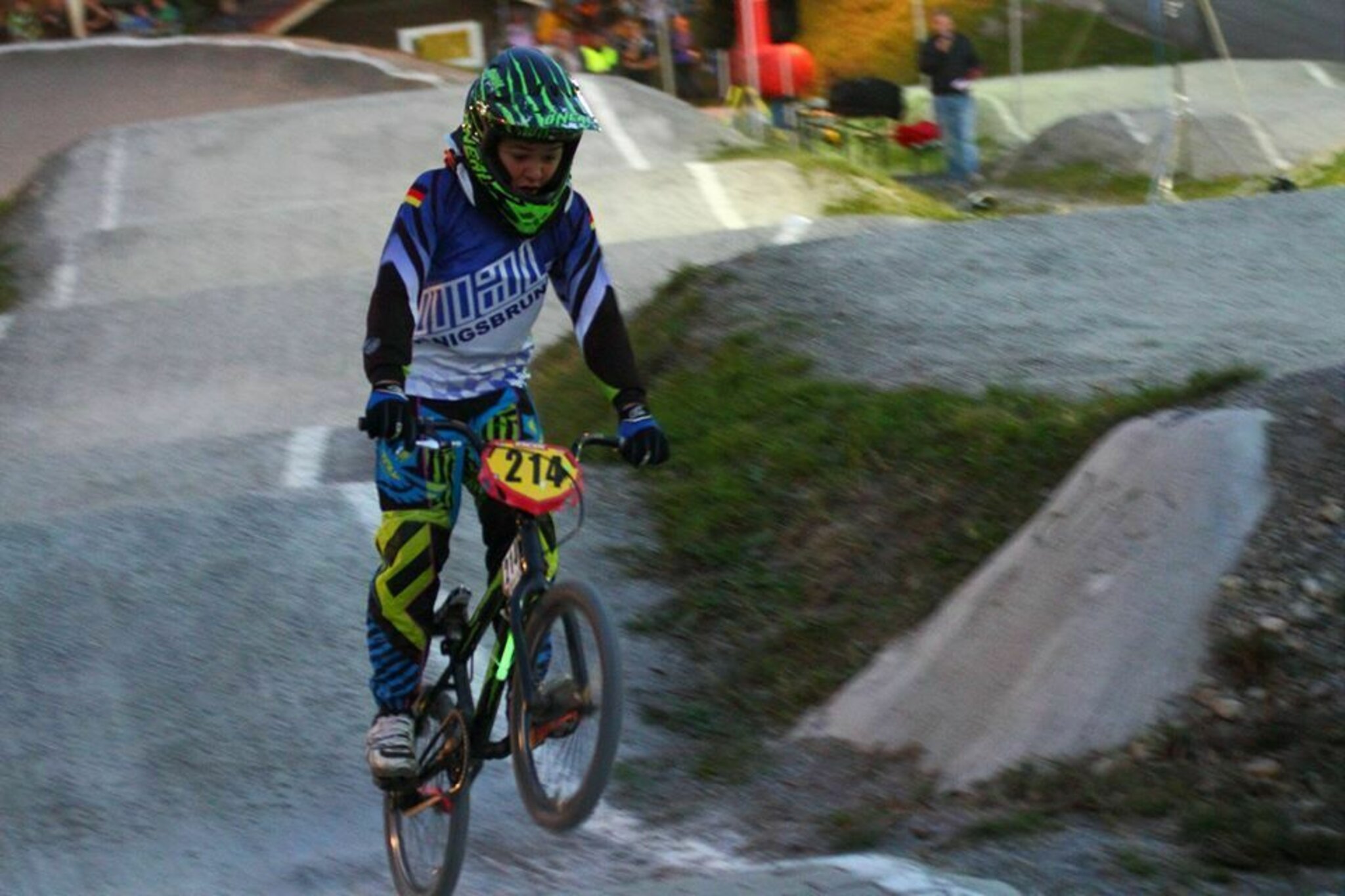 MAC BMXer stehen erneut auf dem Stockerl - Königsbrunn