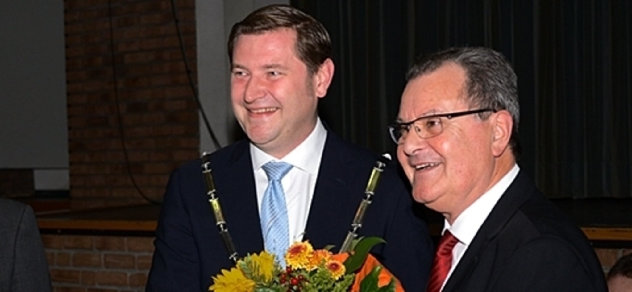 Tim Kurzbach - ist vereidigt zum Oberbürgermeister der Stadt Solingen ...