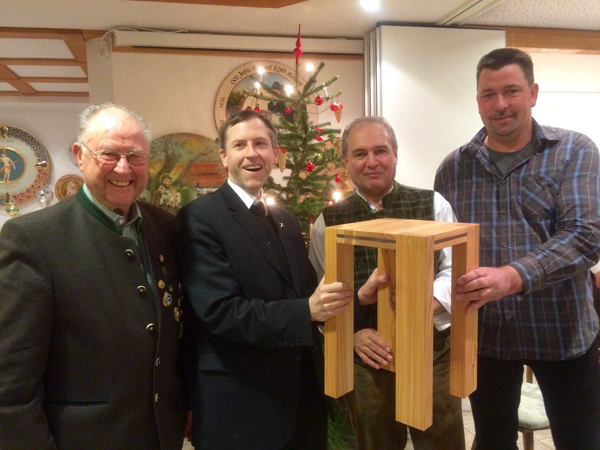 Ein Stuhl für die Glocken - Aichach