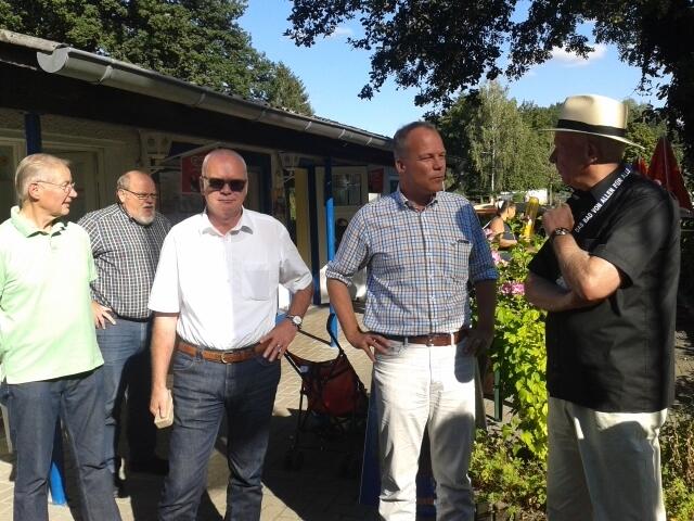 Besuch von Dr. Matthias Miersch im Hänigser Freibad - Uetze