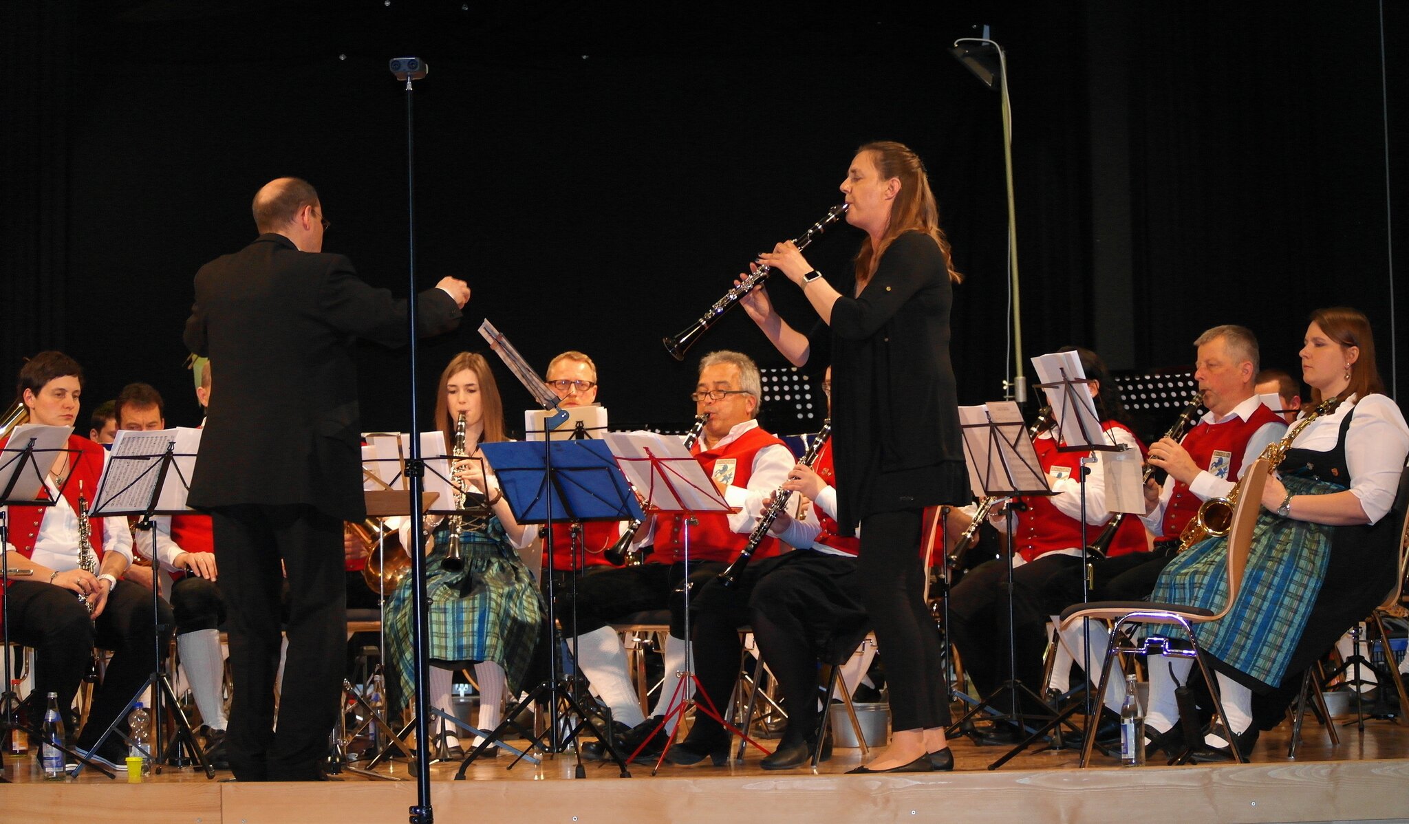 Frühjahrskonzert der Ehinger Musikanten: Blasmusik trifft Klassik ...