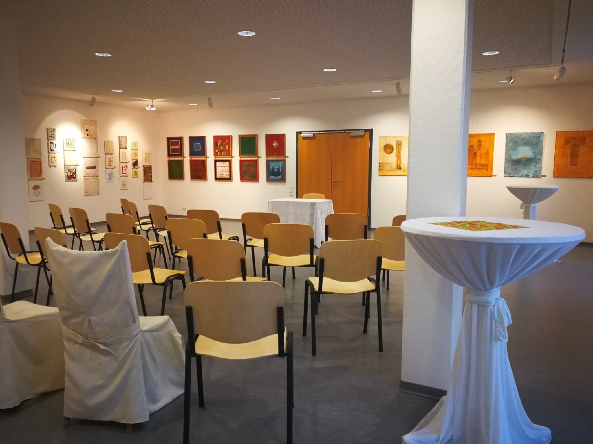 Tatort: Kunst – Herr Hoyer stellt aus - Laatzen