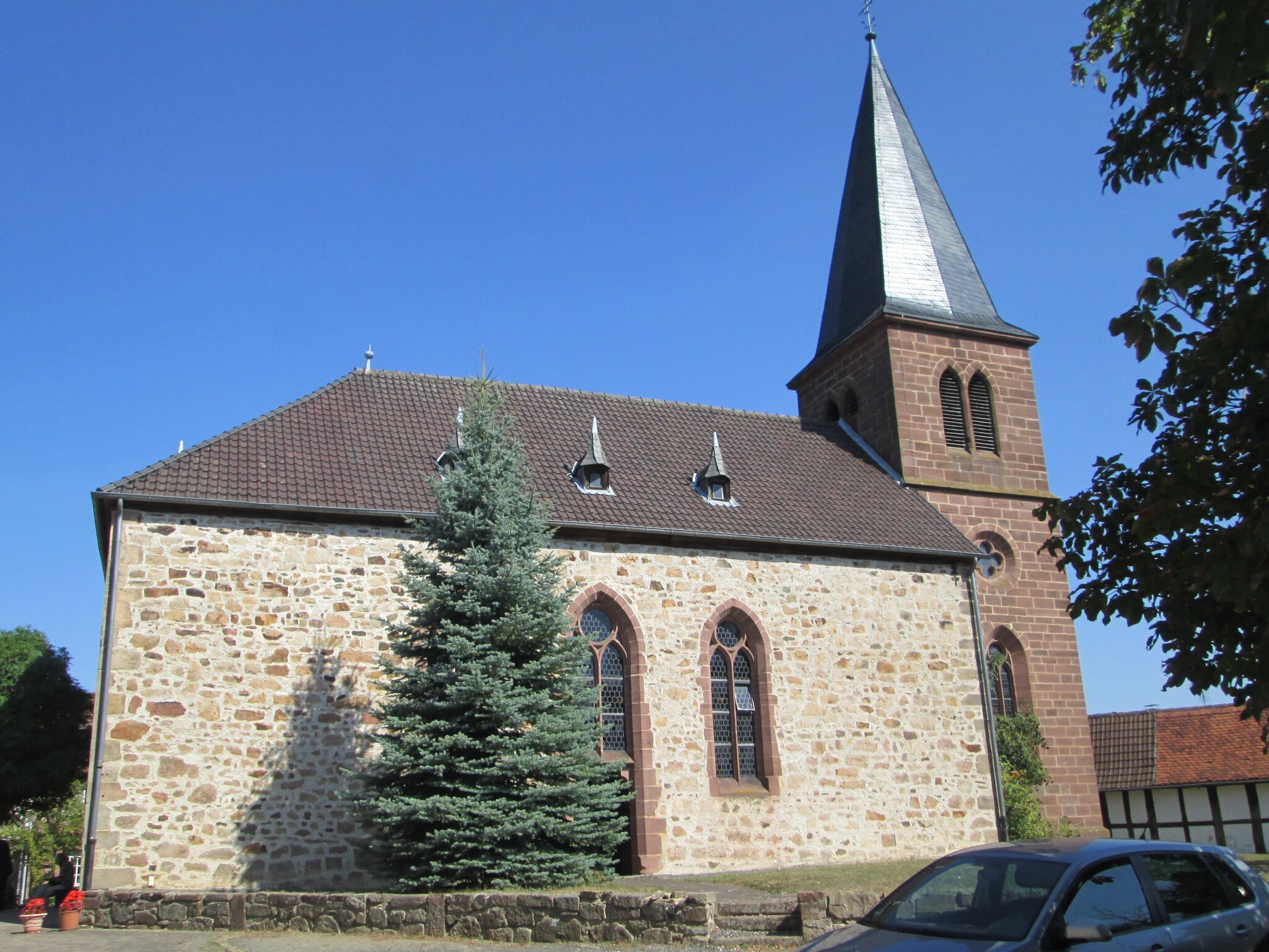 Die evangelische Kirche in Jesberg. - Jesberg