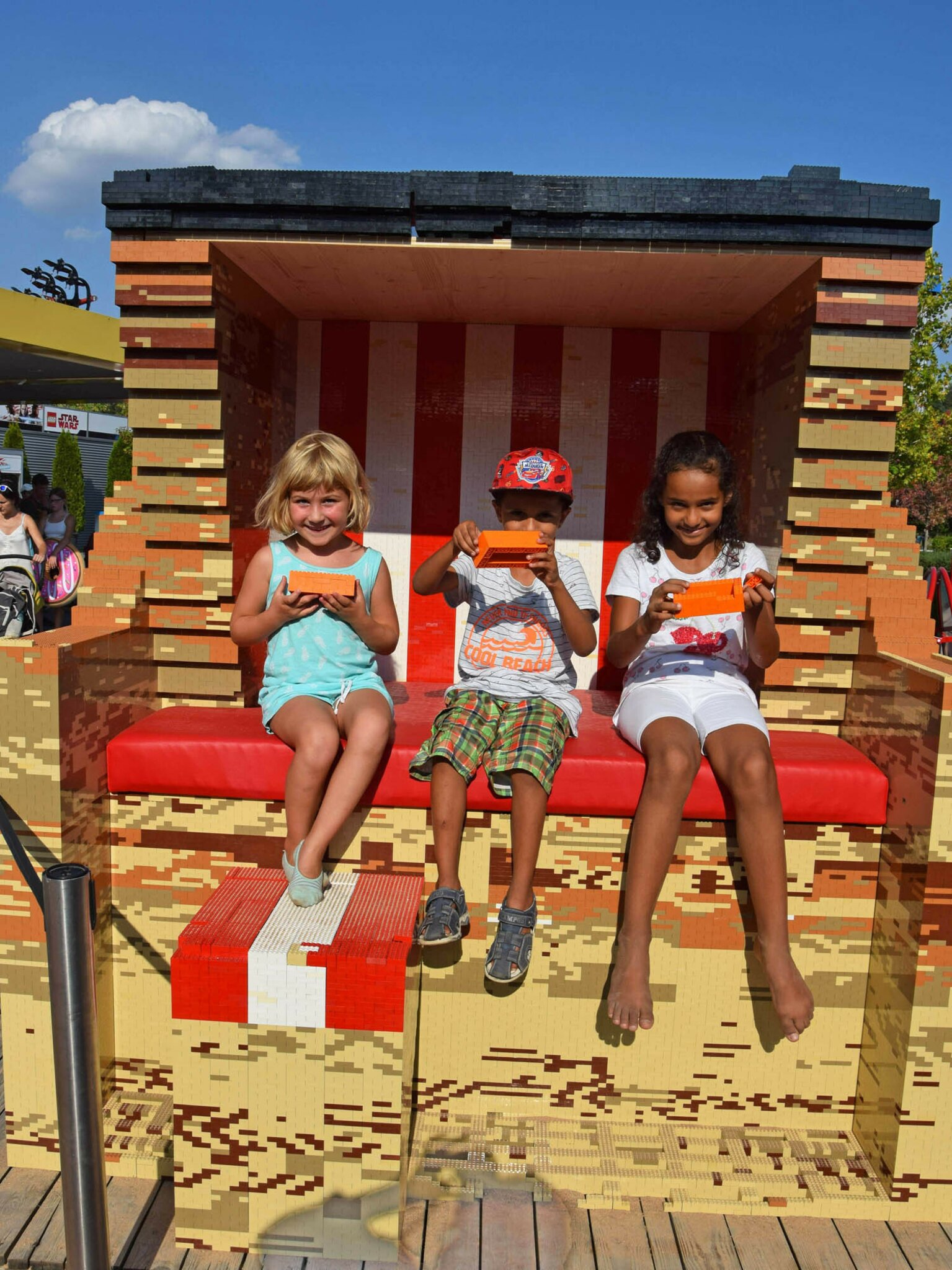 LEGOLAND Deutschland: Ferien-Countdown mit LEGO Bauaktion ...