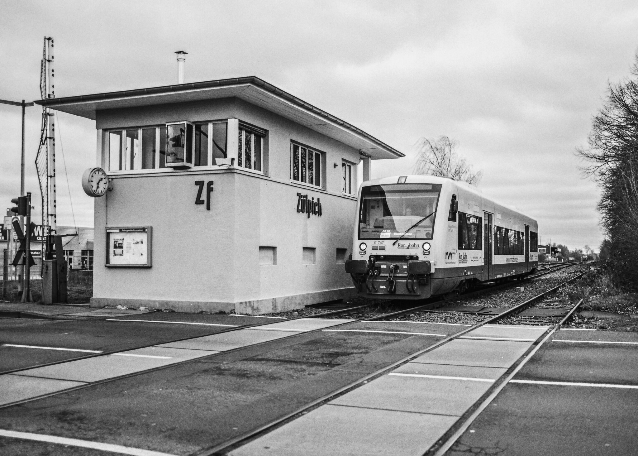 Der (neue) Zug kommt. - Euskirchen