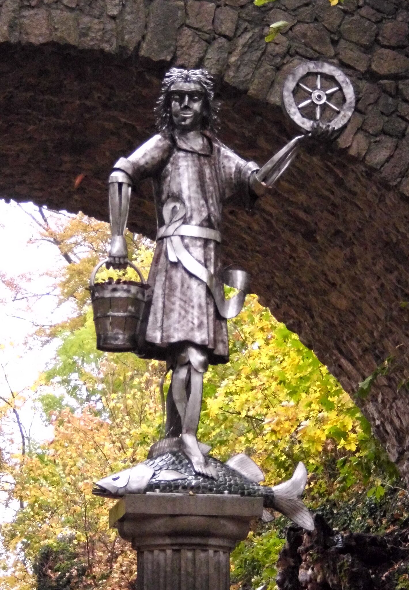 Die Krodo-Statue stellt einen Mann dar - Bad Harzburg