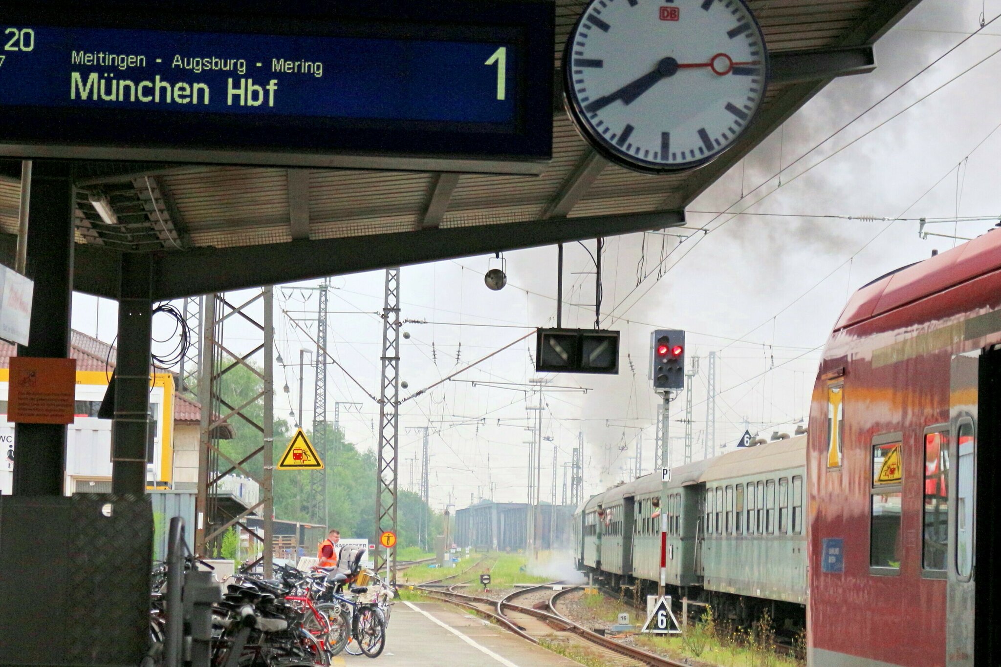 Wer zu spät kommt den bestraft der Schaffner! - Donauwörth