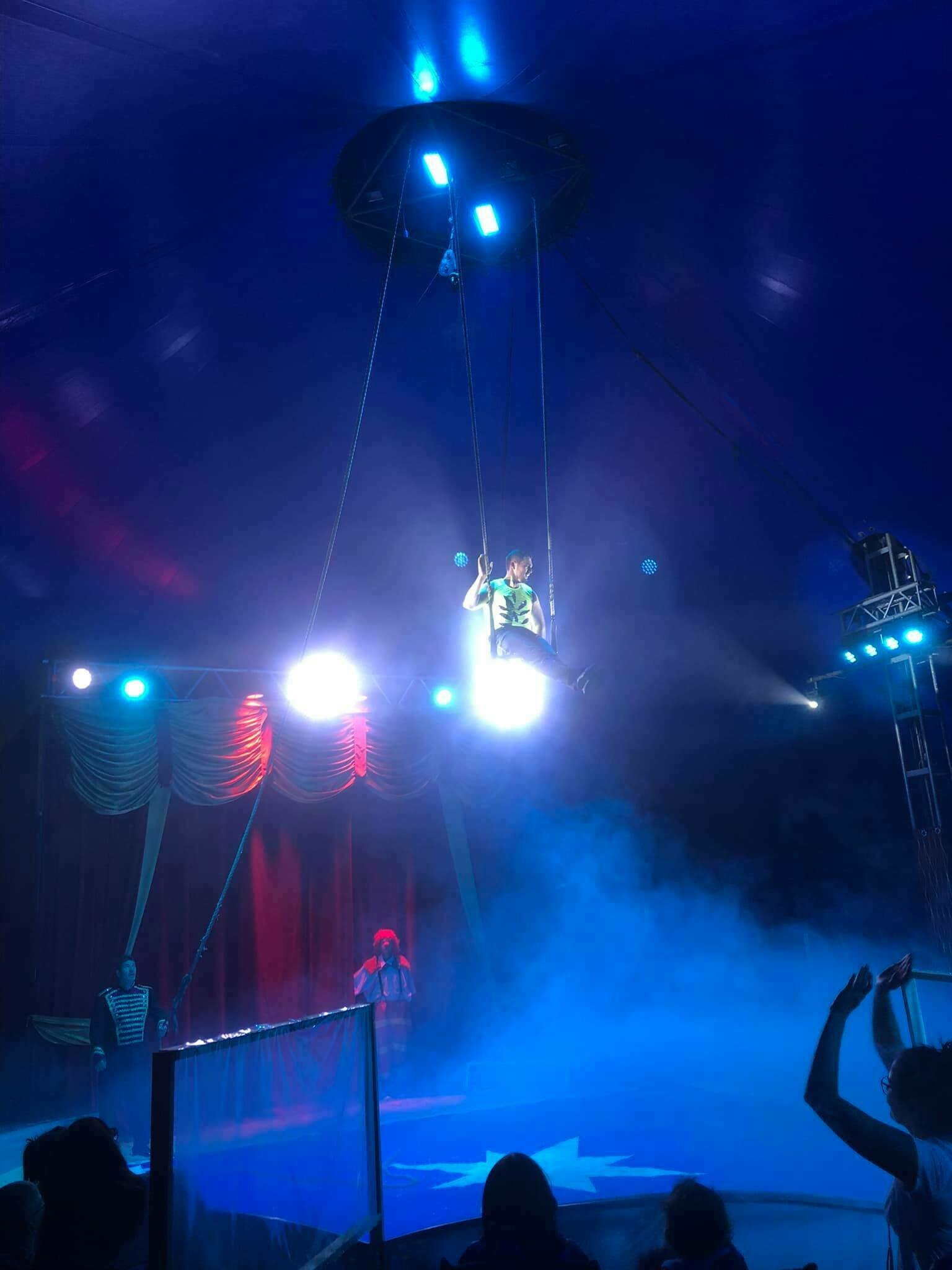 Trapez-Show in Dresden Seidnitz mit Jeffrey Endres - Dresden