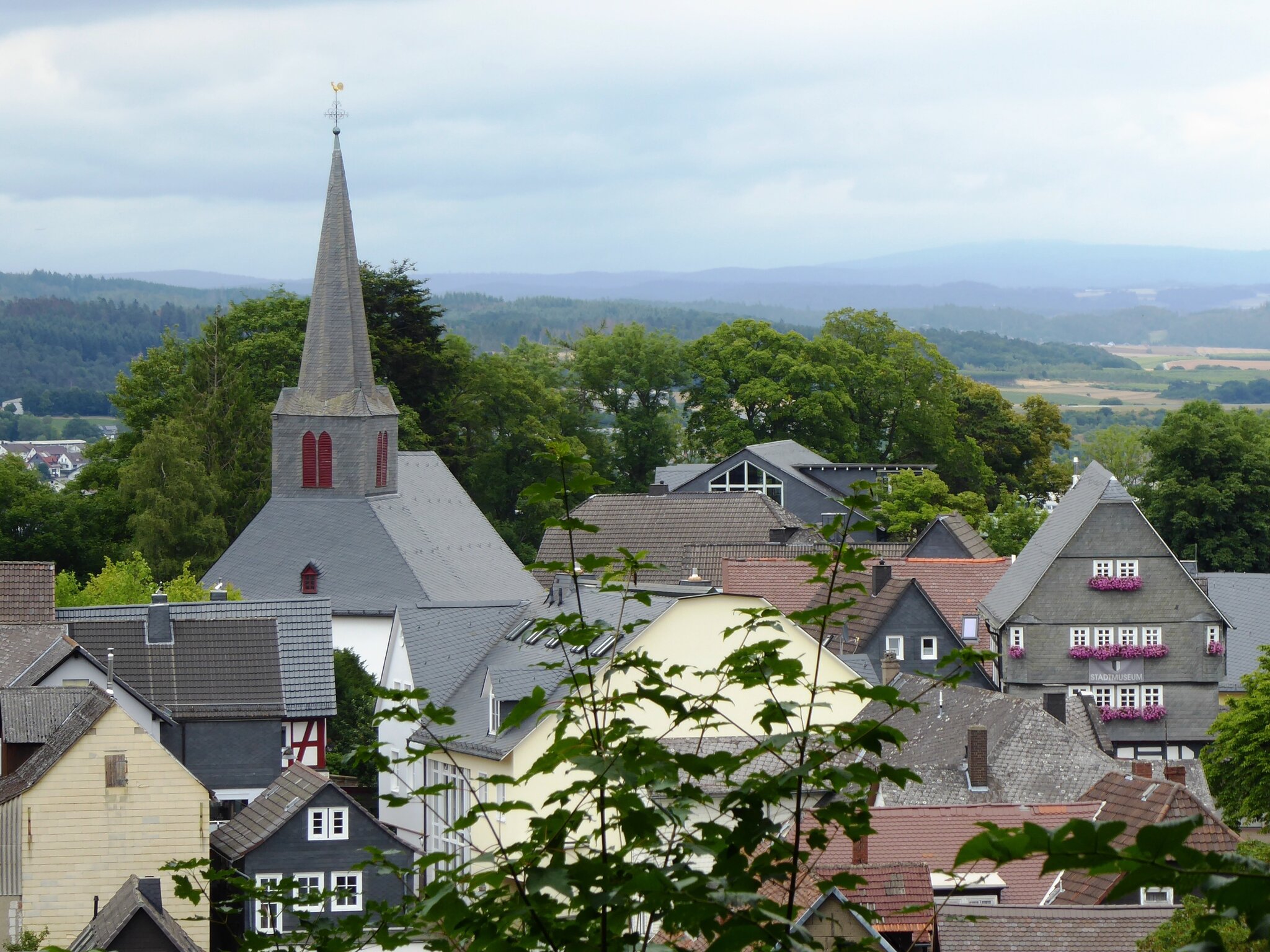 Die Renovierung der evangelischen Kirche in Battenberg ist ...
