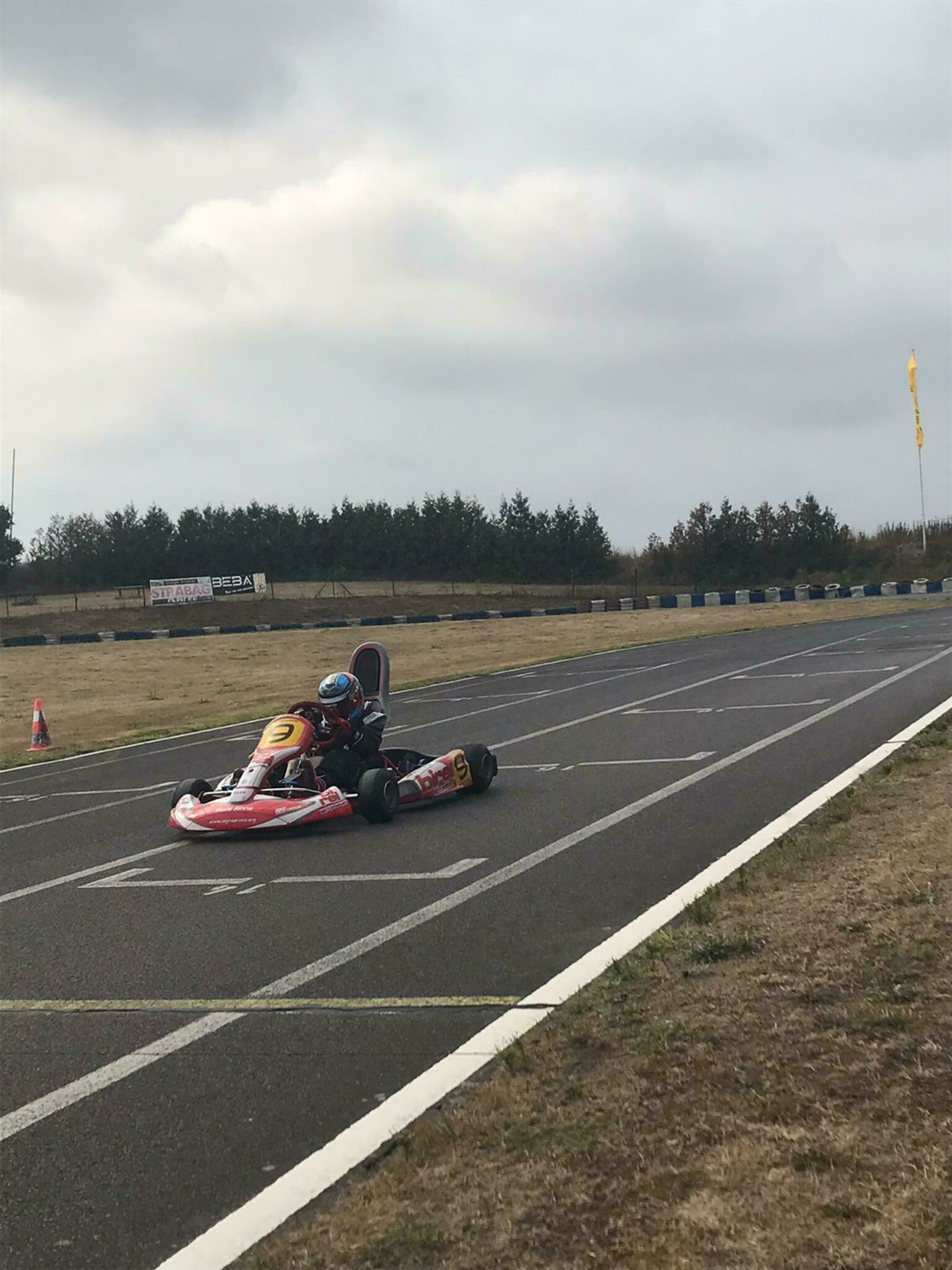 Kart Rundstrecken Rennen trotz Sommerferien - Templin