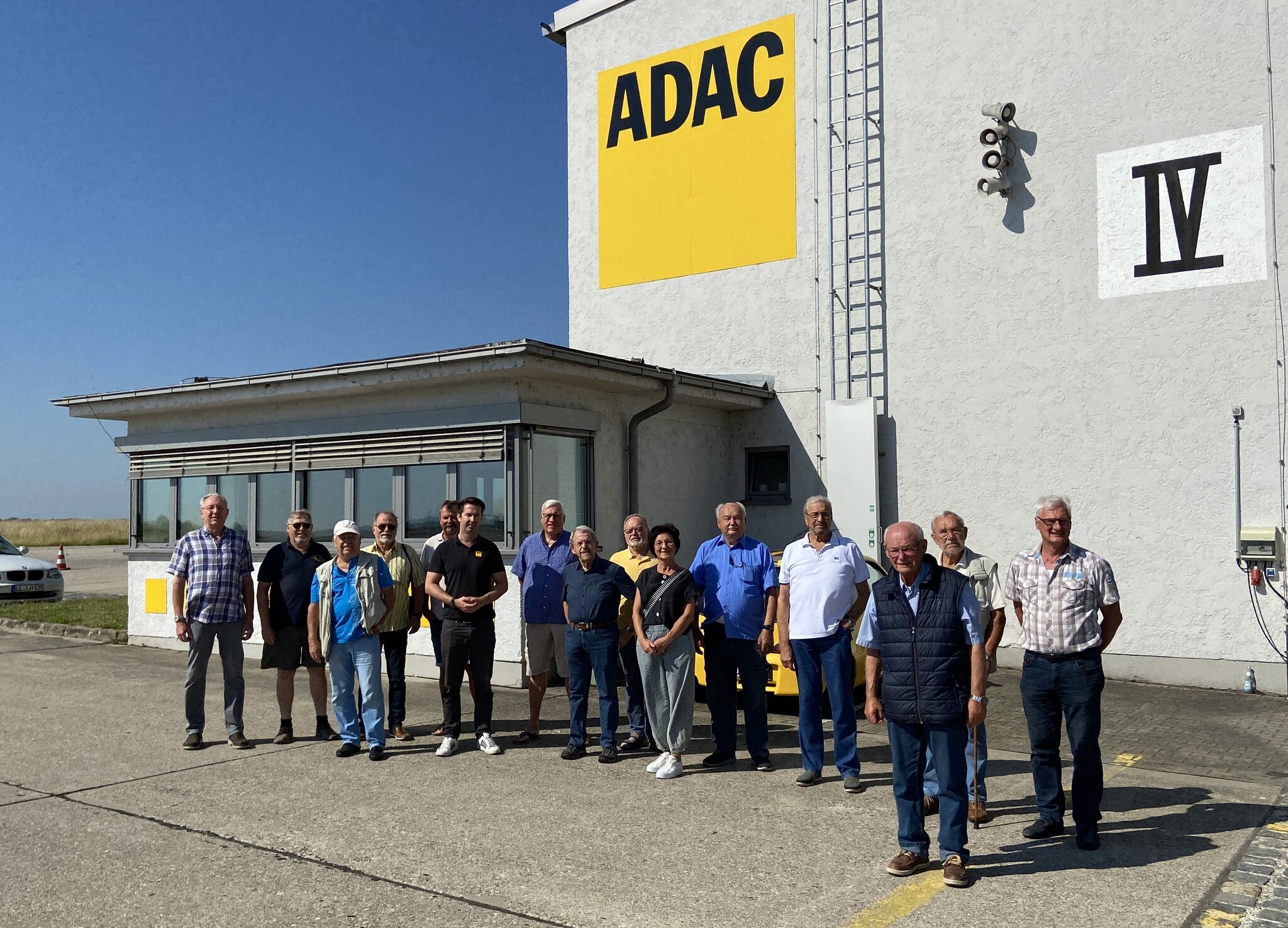 ADAC bewahrt Erbe des LTG 61 in Penzing - Penzing