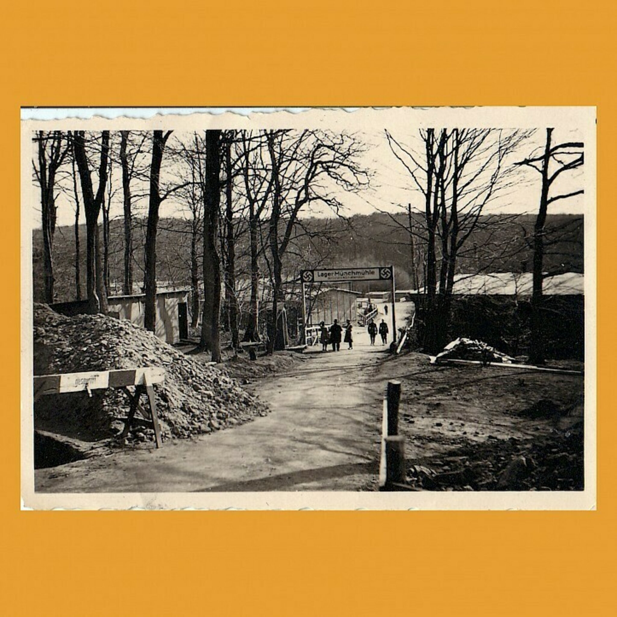 Tore zur Hölle. Das Zwangsarbeiter*innen-Lager und spätere KZ ...