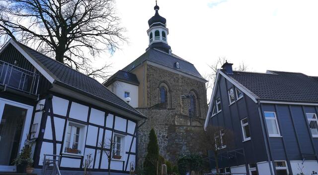 Das Bergische Land: Die historische Altstadt Gräfrath - Solingen
