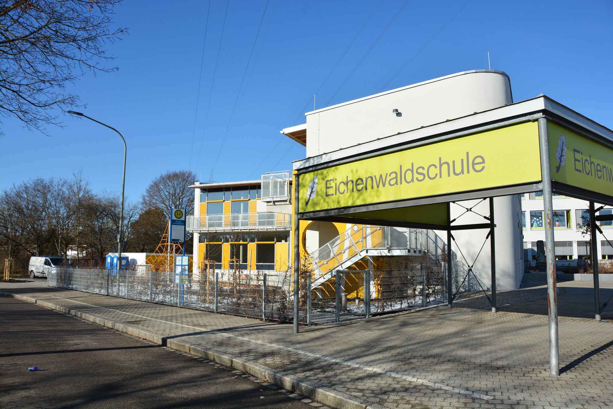 OGTS Am Eichenwald: Einzug in das neue Gebäude der Offene ...