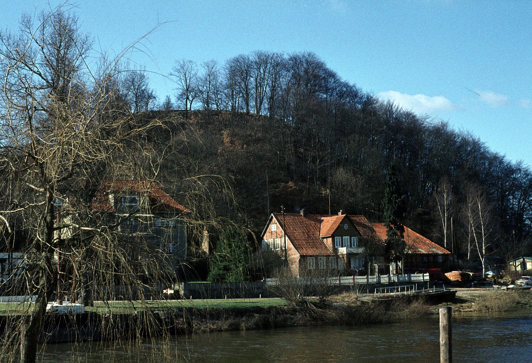 Burgen und Schlösser: Die Burg auf dem Weinberg von Hitzacker - Hitzacker