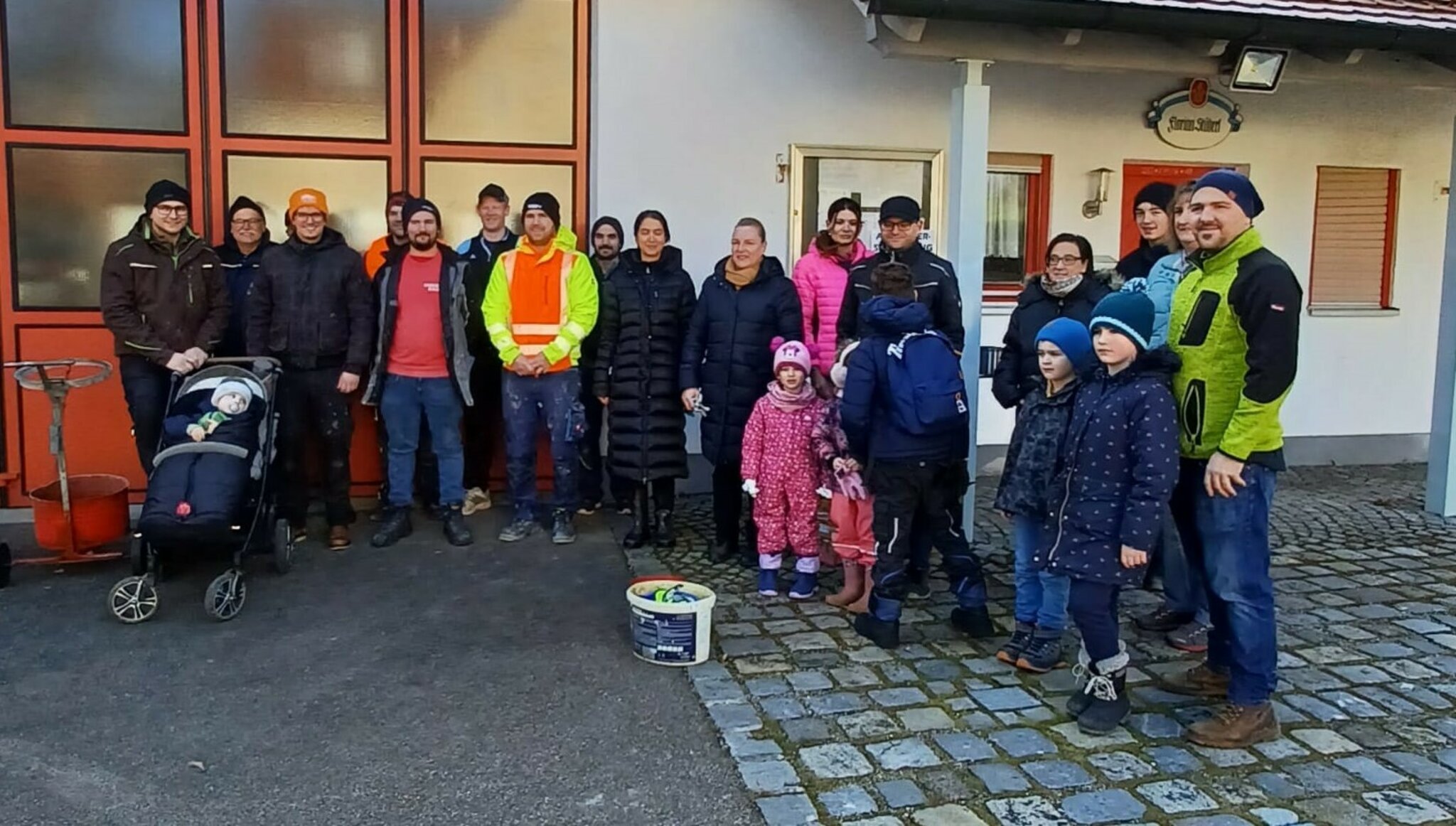 RAMADAMA IN GRIESBECKERZELL: GRIESBECKERZELLER BEFREIEN DIE FLUREN VON ...